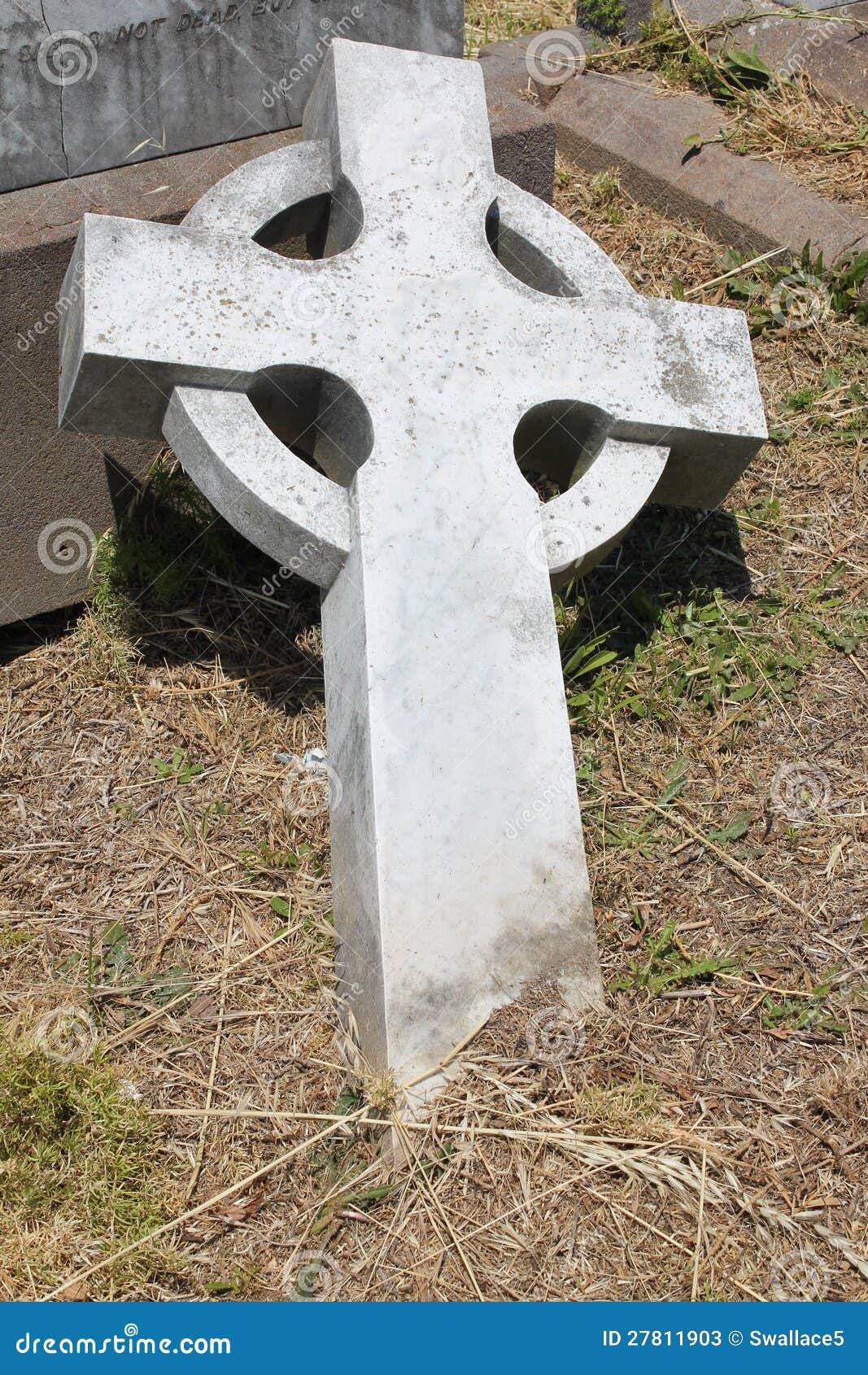 Fallen Cross stock image. Image of monument, gravestone - 27811903