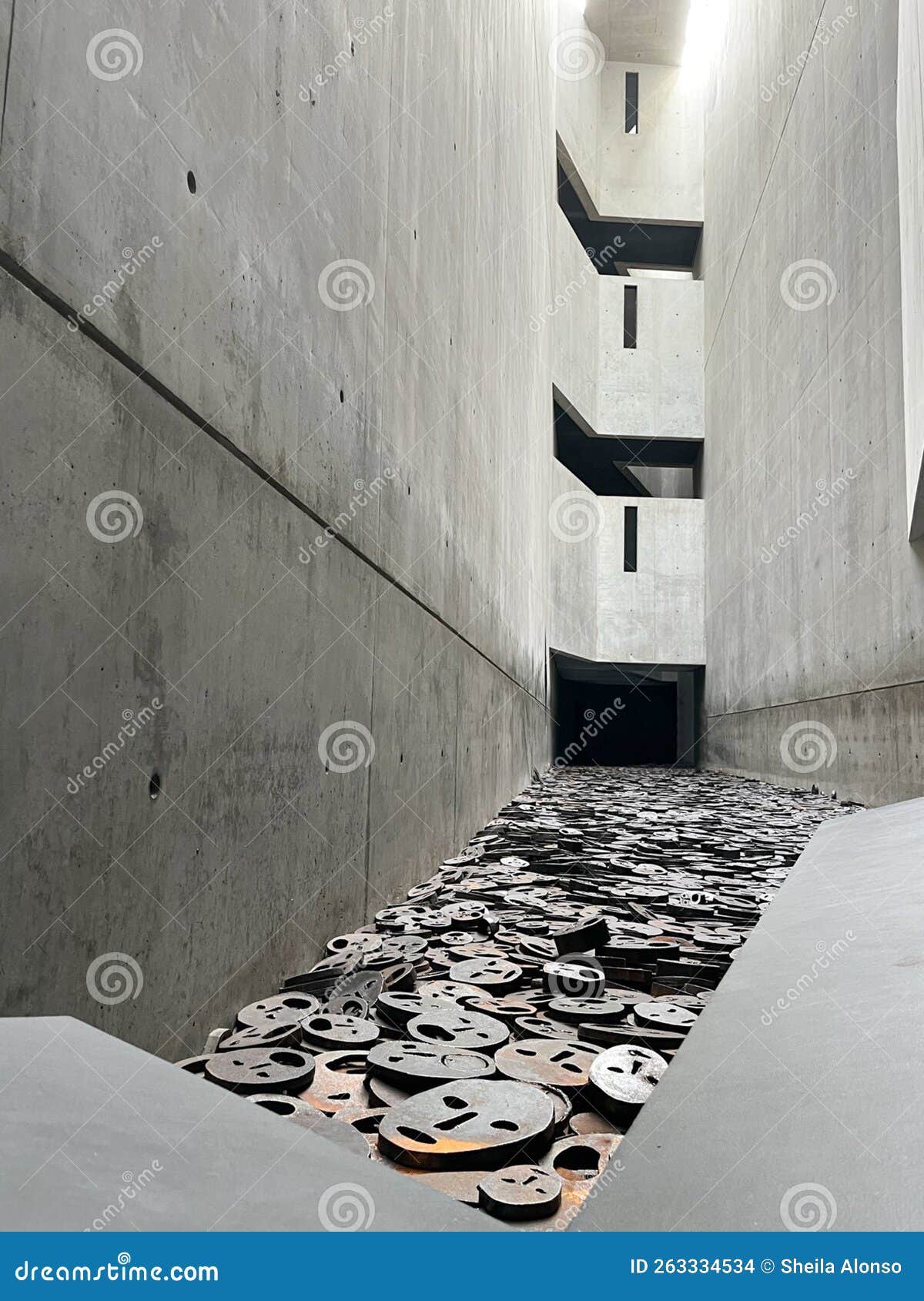 Fallen Faces from the Installation in Memory at the Jewish Museum in ...