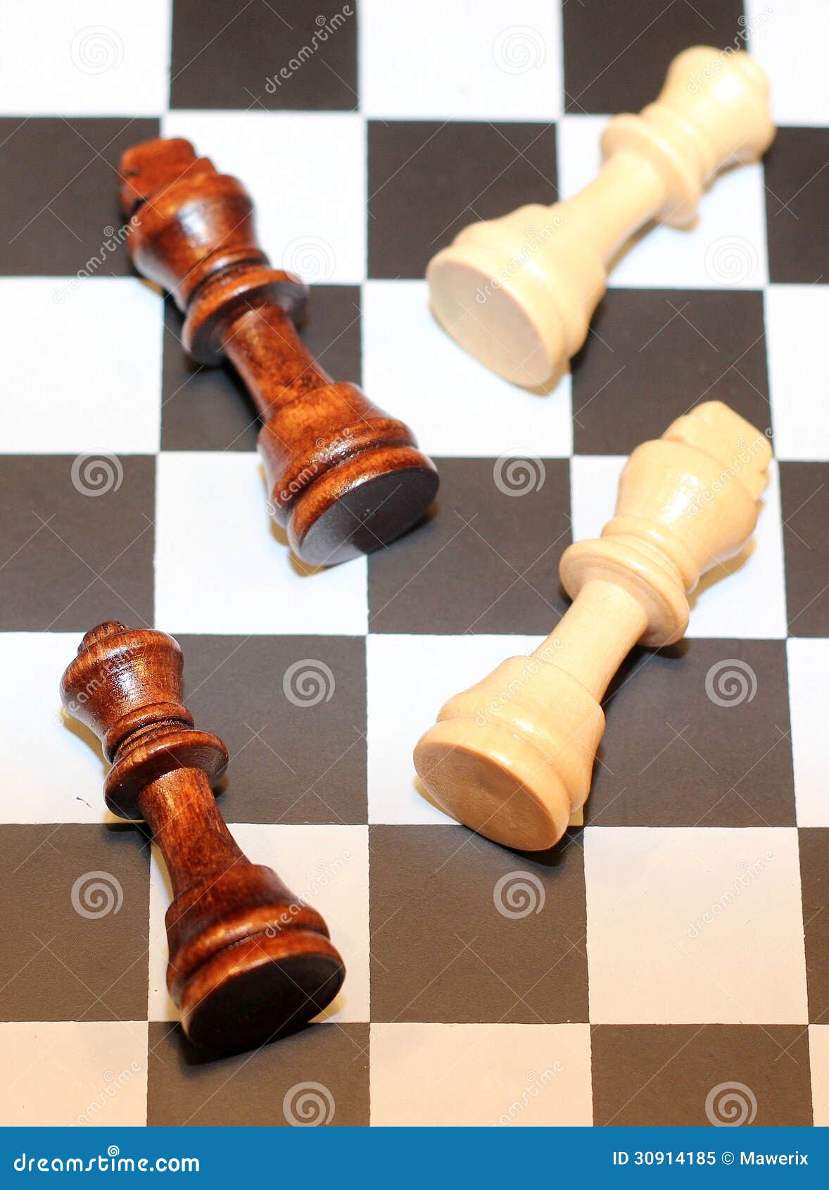 Fallen kings ang queens stock image. Image of challenge - 30914185