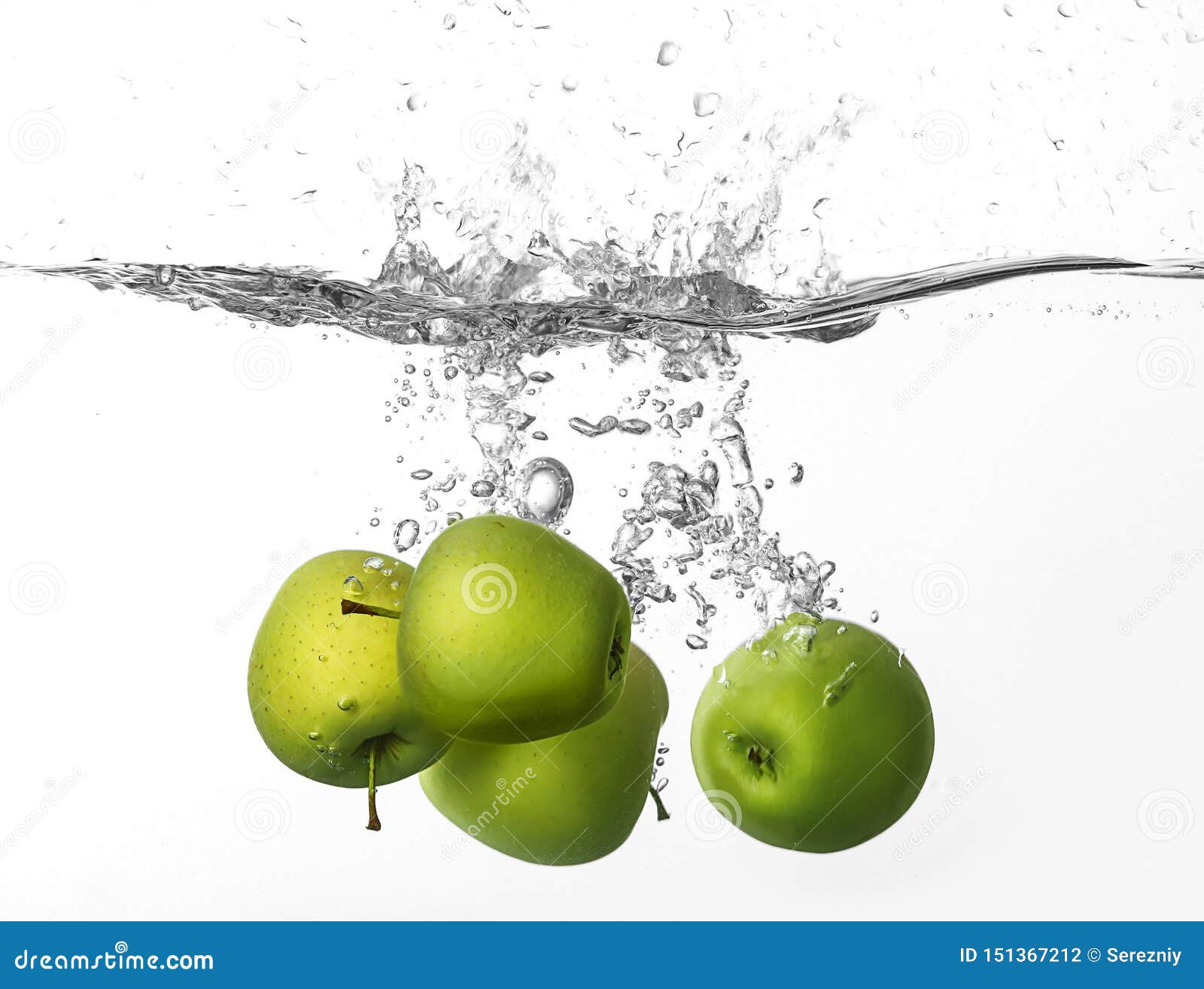 Falling Apples Stock Photos - Download 1,016 Royalty Free Photos