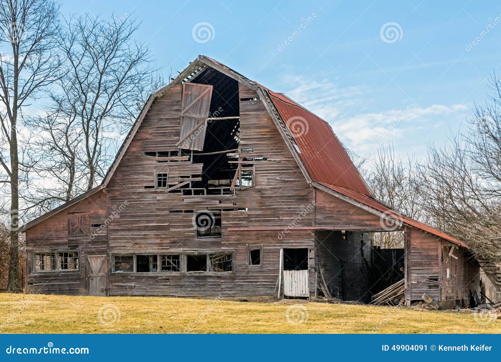Falling Down Barn stock image. Image of agriculture, indiana - 49904091