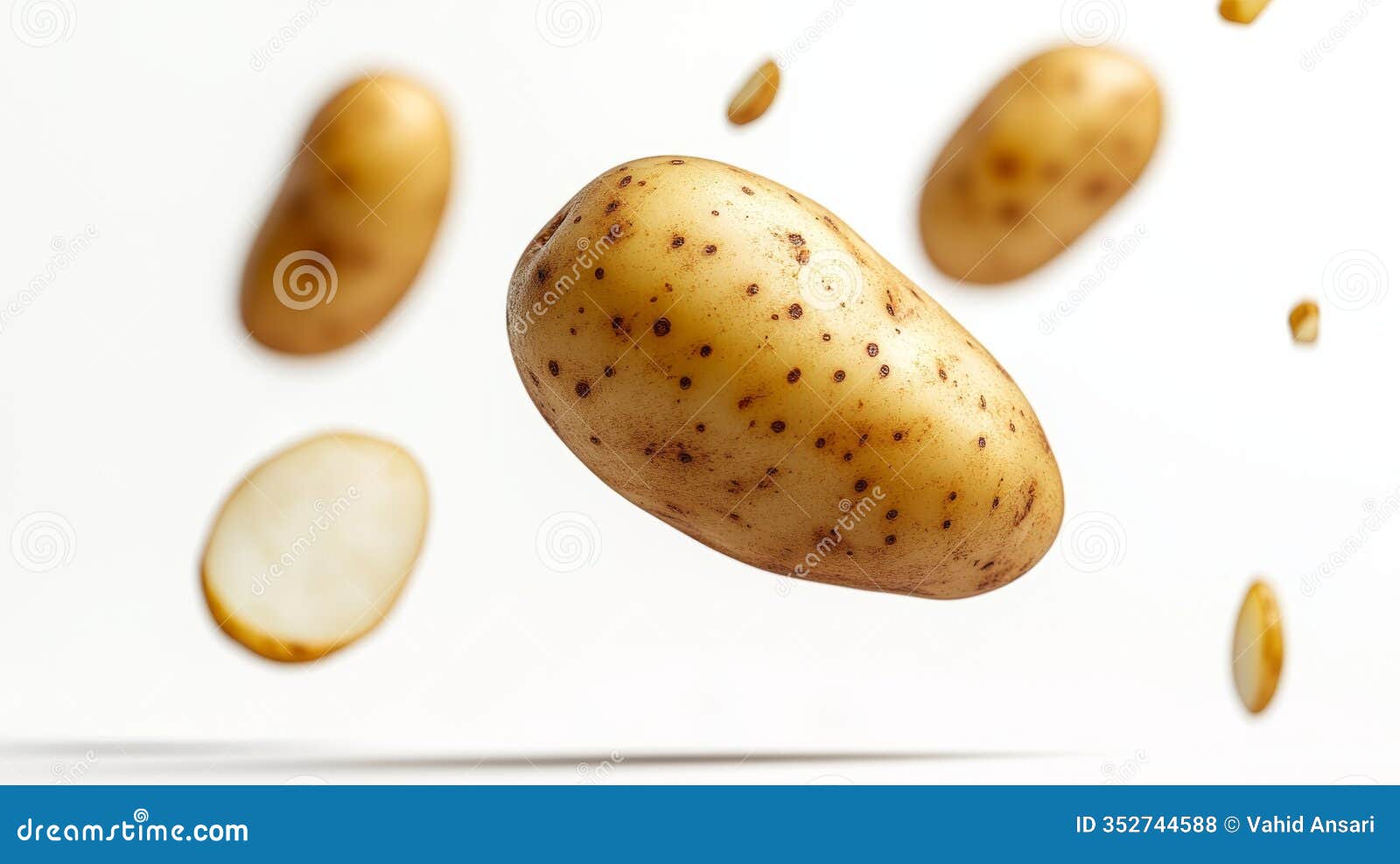 Falling Potato Chips. Realistic Fried Crispy Snack Stock Photography ...