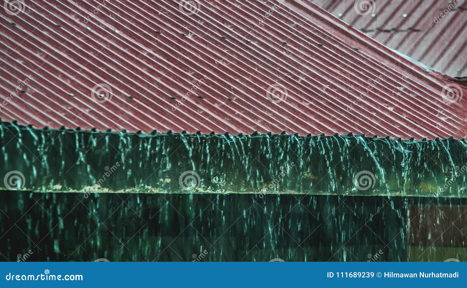 Falling Rain on the Rooftop Stock Image - Image of monsoon, splash ...