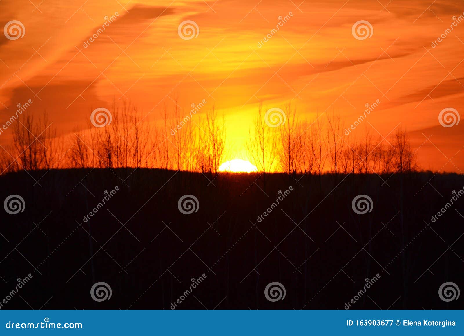 The falling sun stock image. Image of beautiful, clouds - 163903677