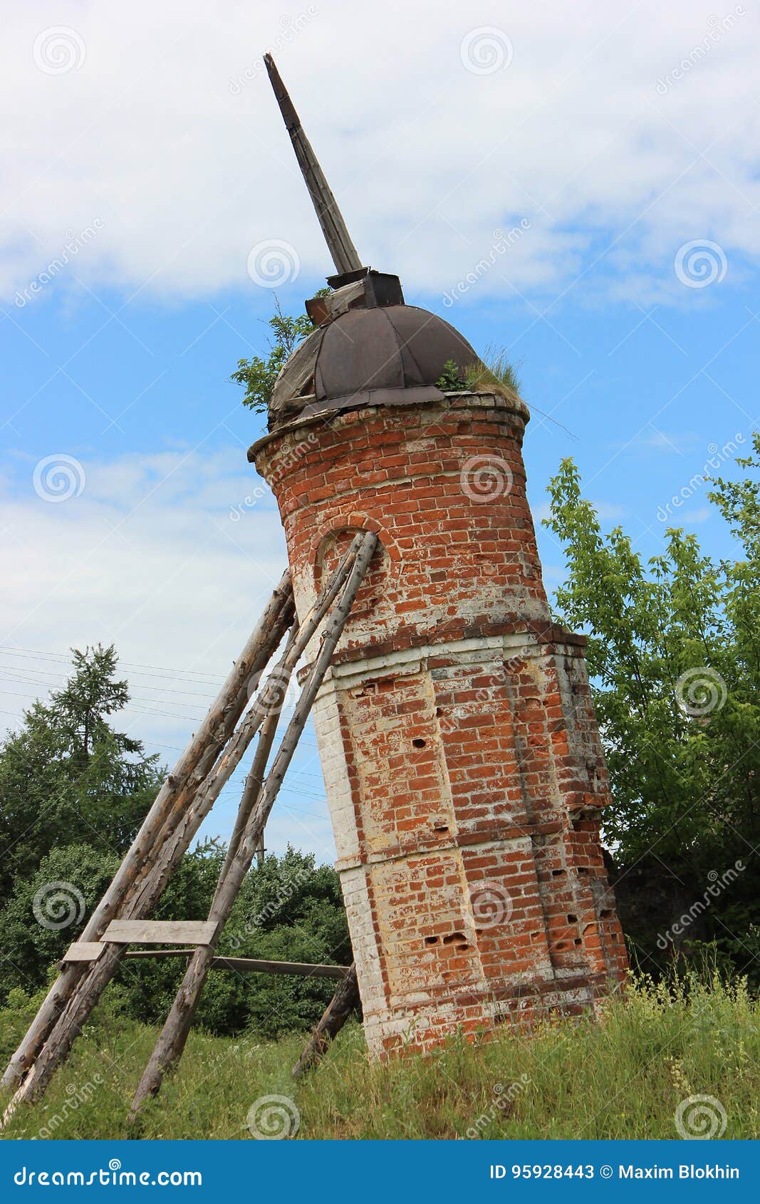 Falling tower stock image. Image of dutch, russia, tower - 95928443