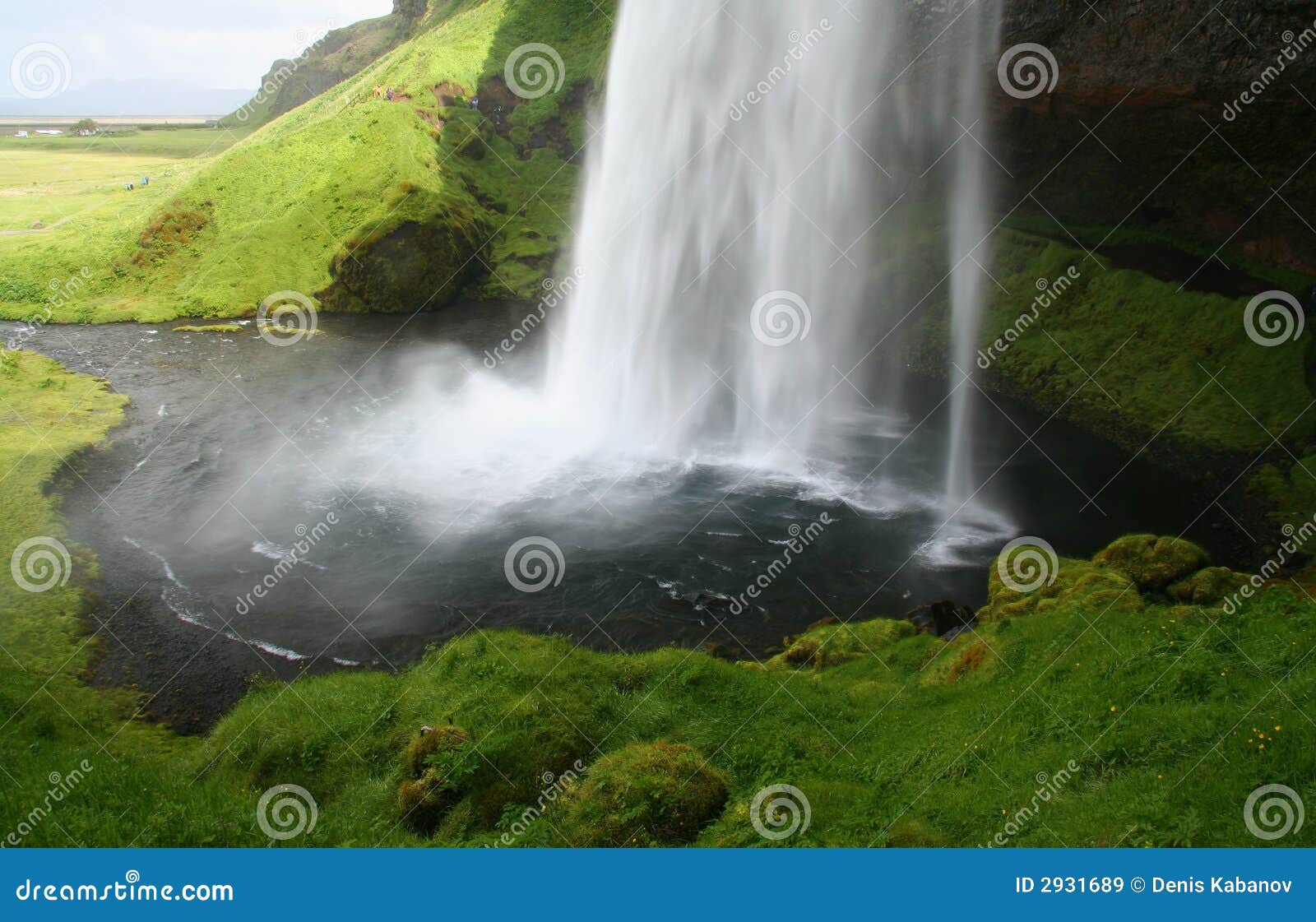 Falling water stock image. Image of adventuring, power - 2931689