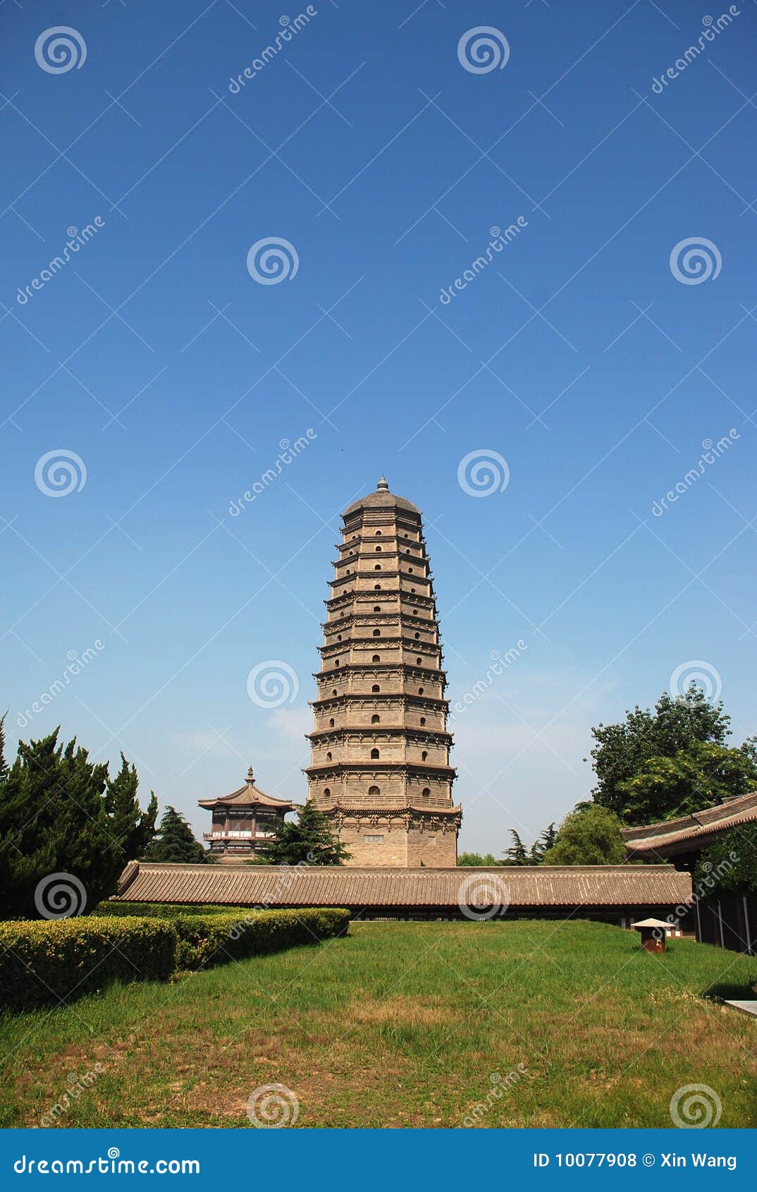 Famen le temple photo stock. Image du pagode, ciel, asie - 10077908