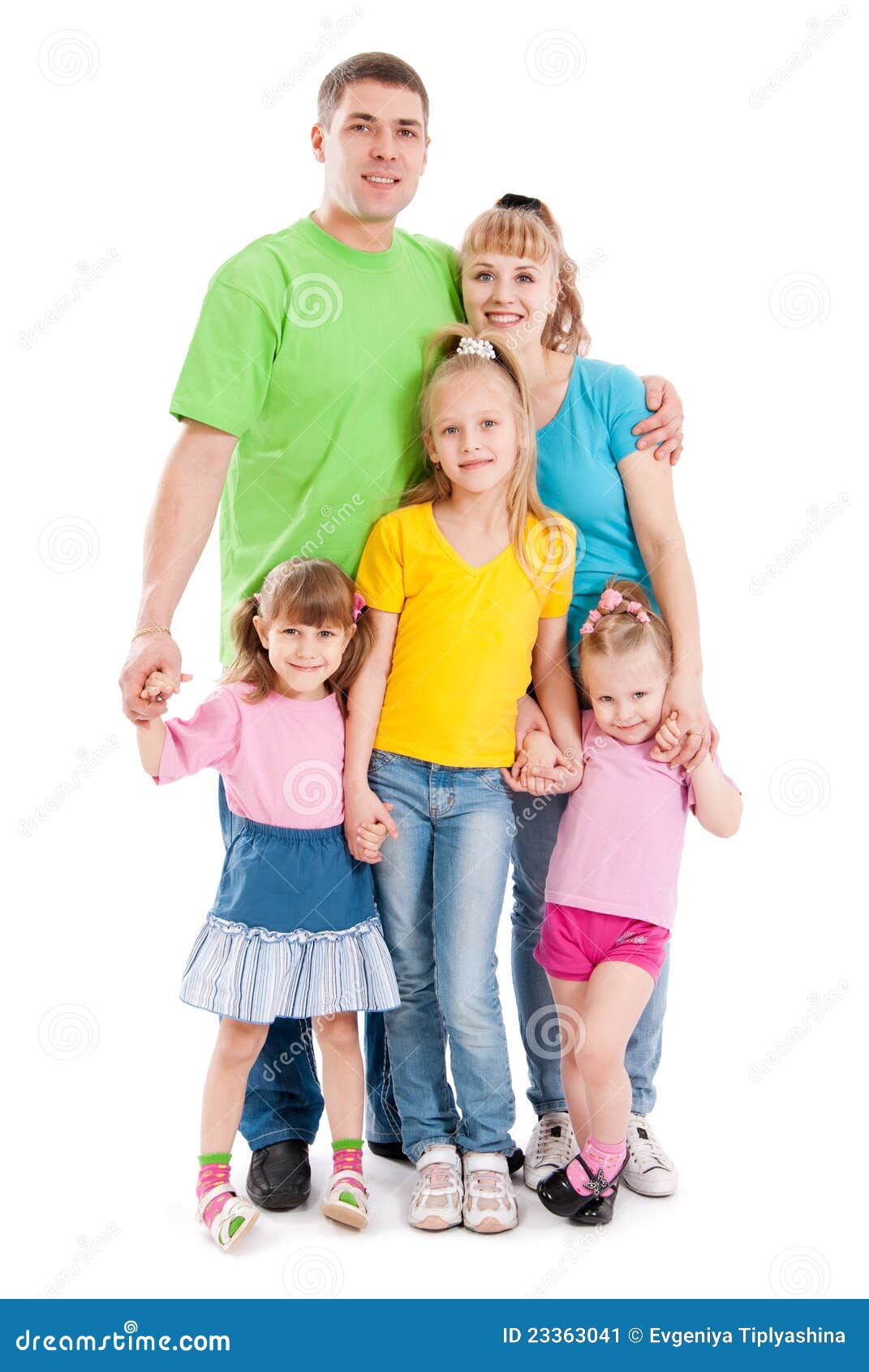 Familia con tres hijas imagen de archivo. Imagen de mujer - 23363041 Familia con tres hijas imagen de archivo. Imagen de mujer - 23363041