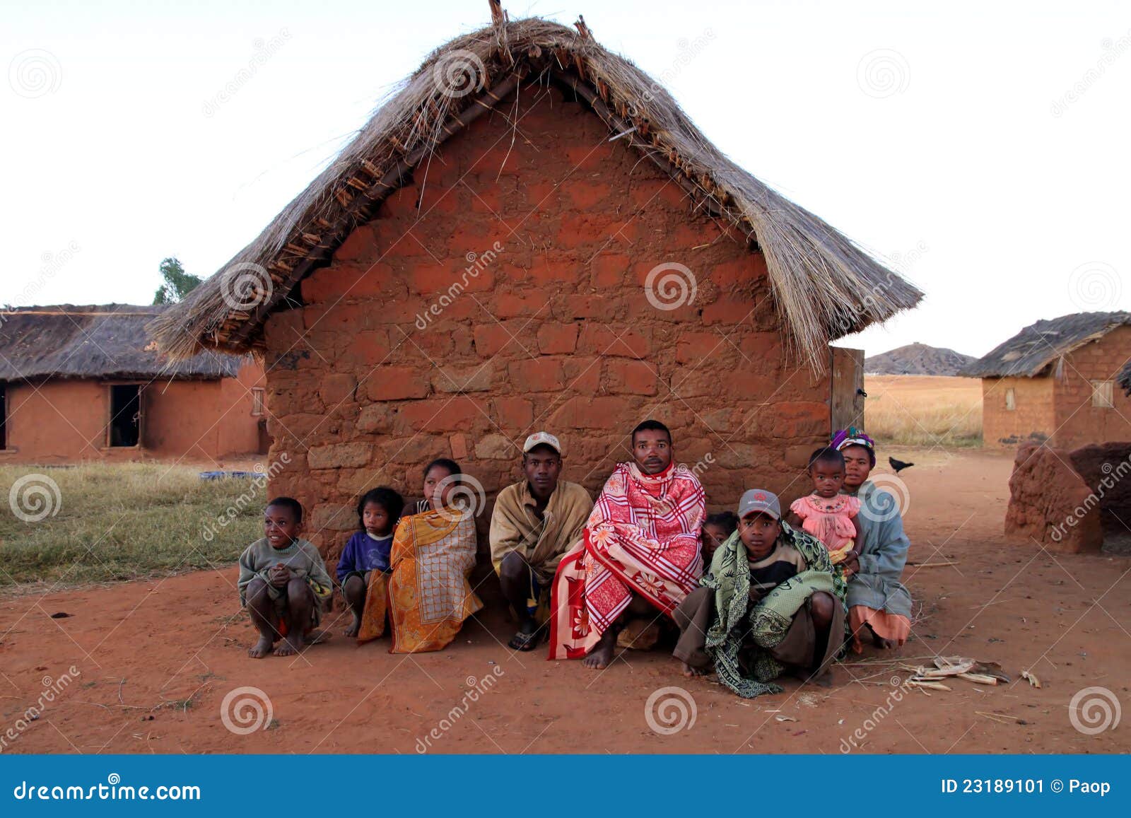 Familia malgache foto editorial. Imagen de africano, étnico - 23189101