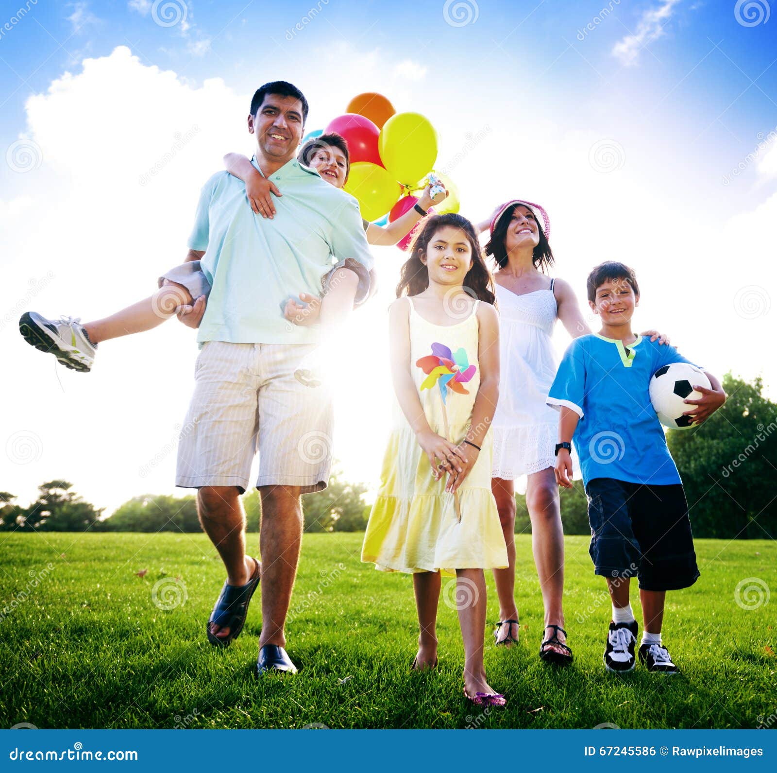 843 Family Balloons Activity Stock Photos - Free & Royalty-Free Stock ...