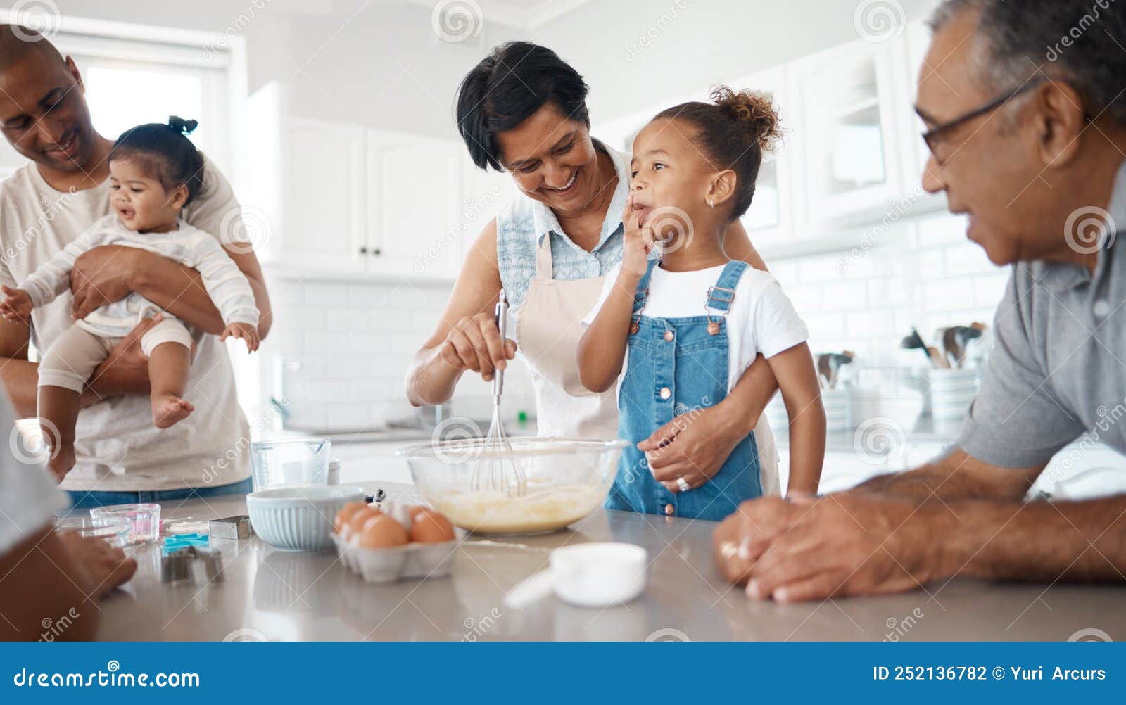 The Family that Bakes Together Stays Together. a Family Baking Together ...