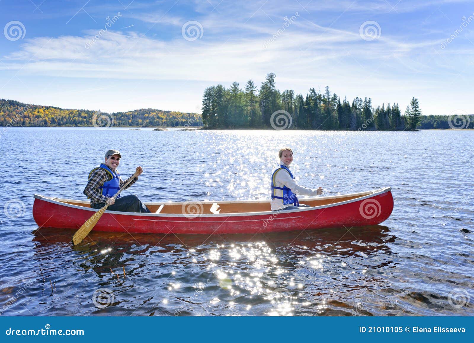 Family canoe trip stock image. Image of ontario, family - 21010105