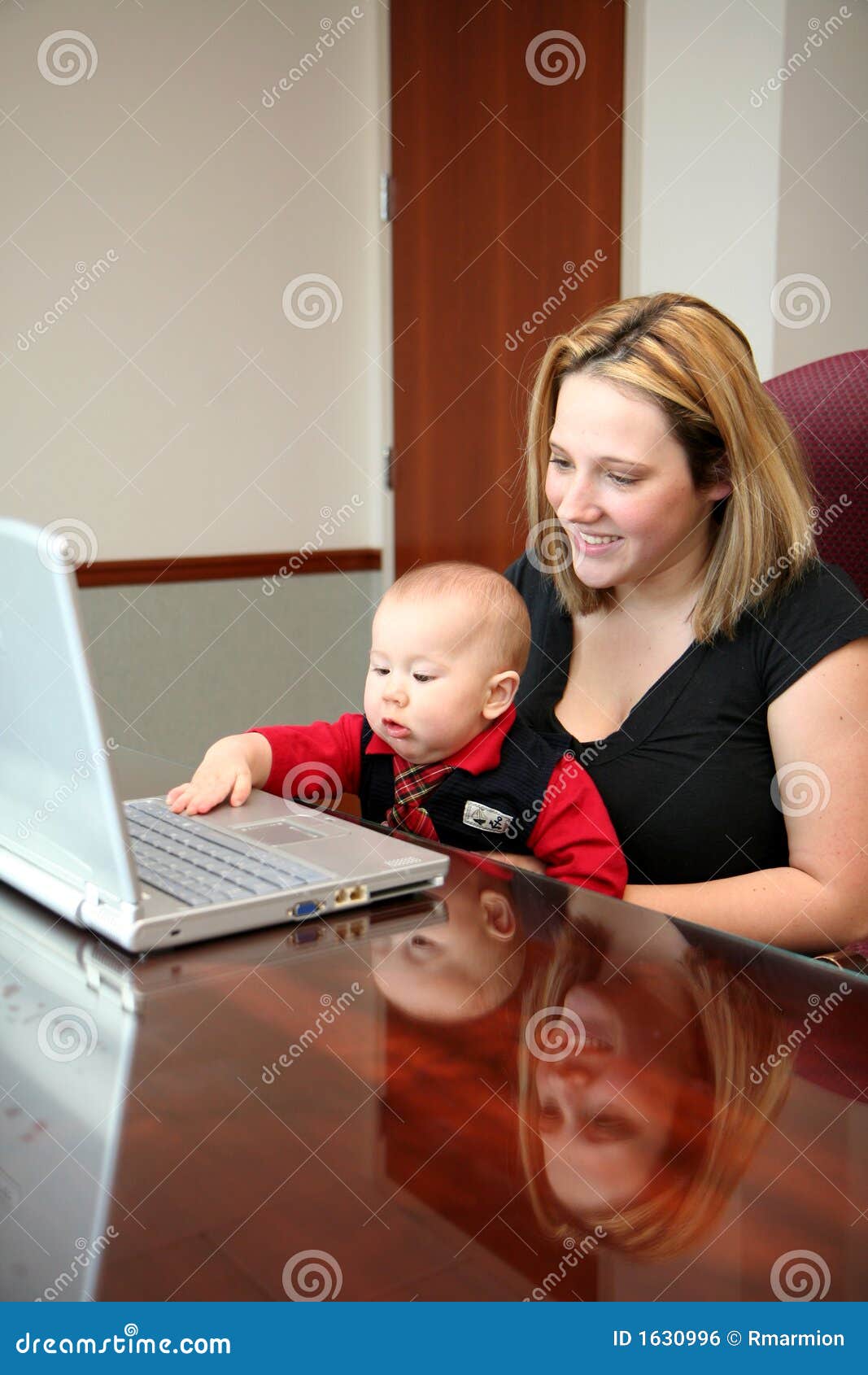 Family on Computer stock photo. Image of generation, female - 1630996