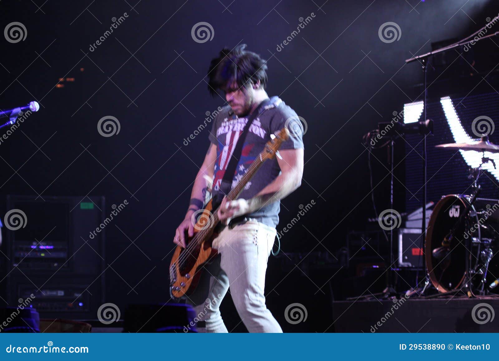 Family Force 5 editorial image. Image of force, crunk - 29538890