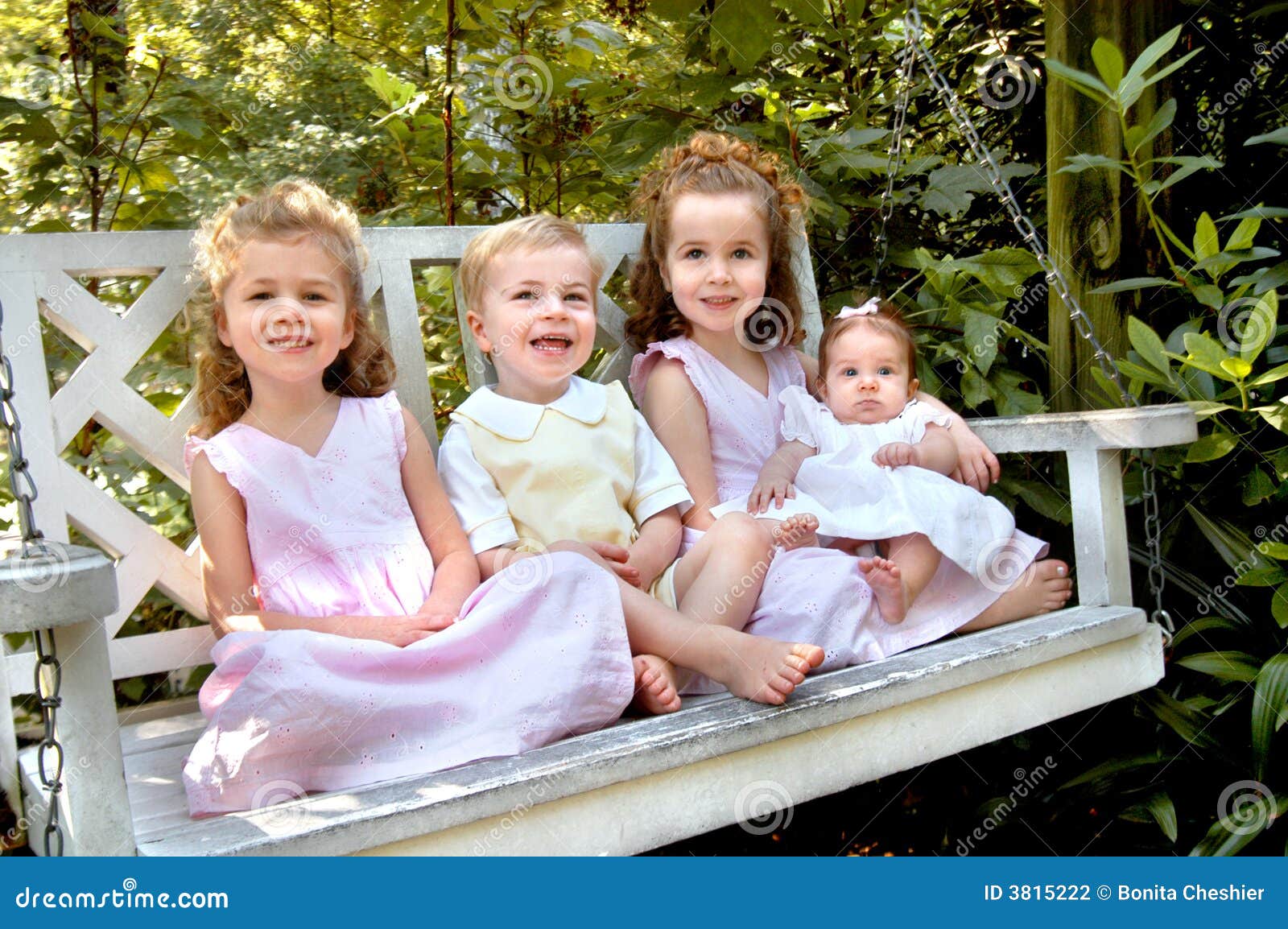 Happy Large Family 4 Children Cropped United Families