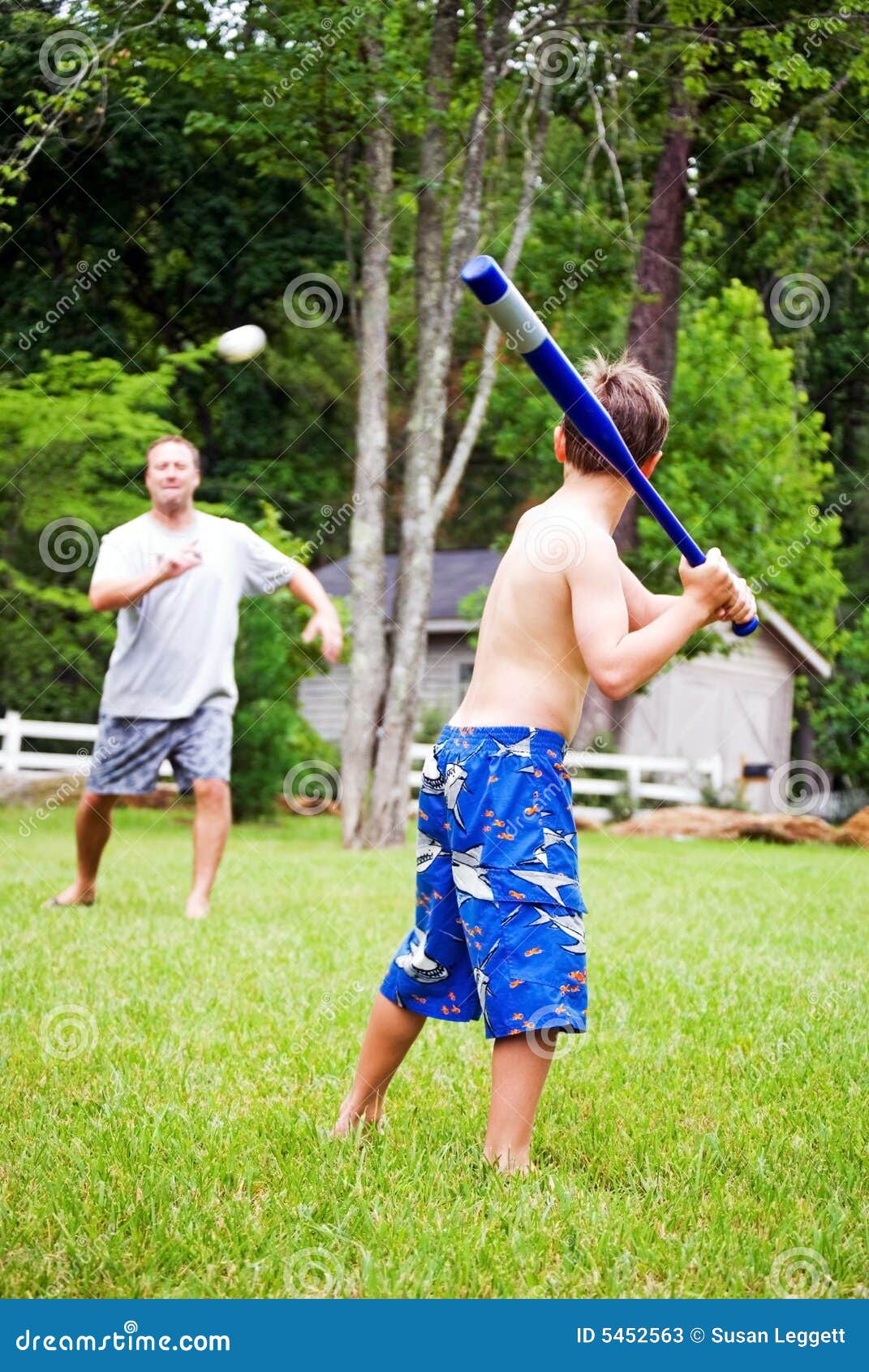 Family Fun/ Playing Ball stock image. Image of offspring - 5452563