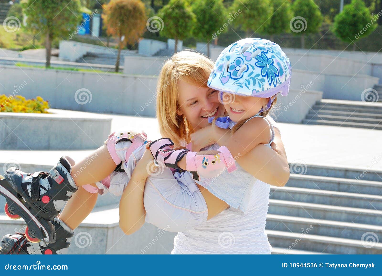 Family fun rollerblading stock photo. Image of faces - 10944536