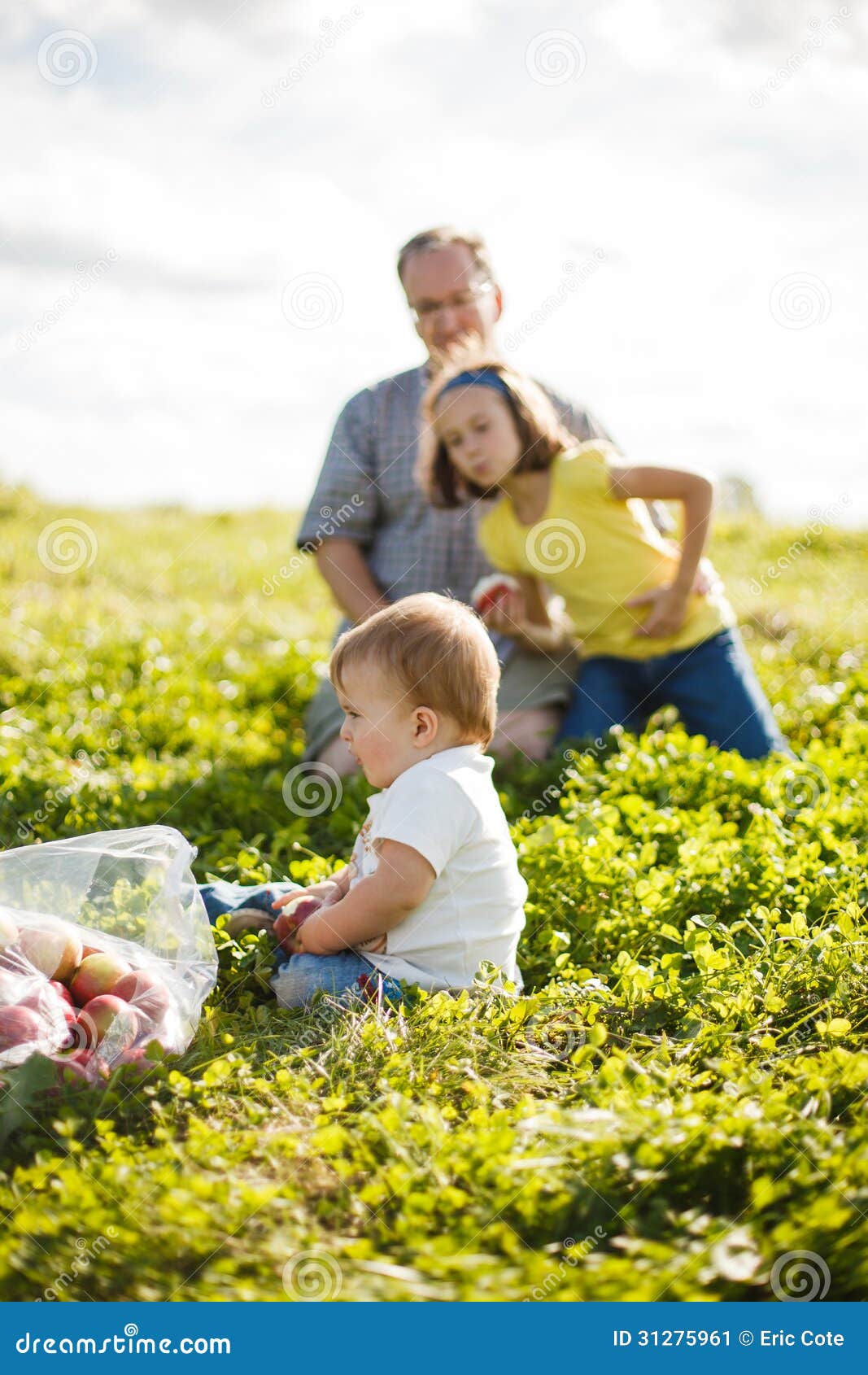 Family on the grass stock image. Image of sunny, childhood - 31275961