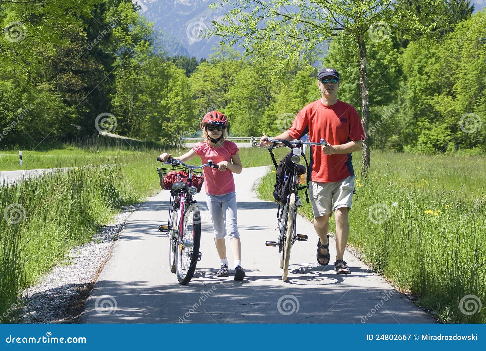 Family Having a Weekend Excursion on Their Bikes Stock Image - Image of ...