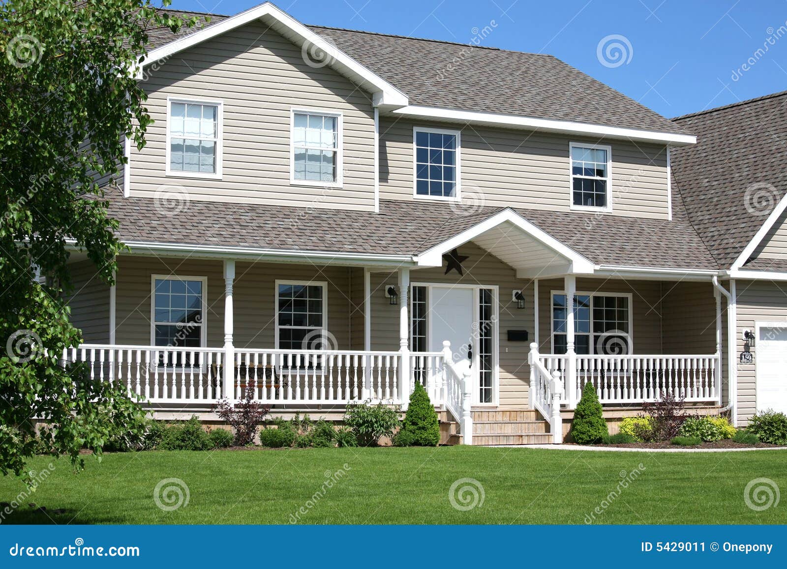 Family Home stock image. Image of cladding, home, structure - 5429011