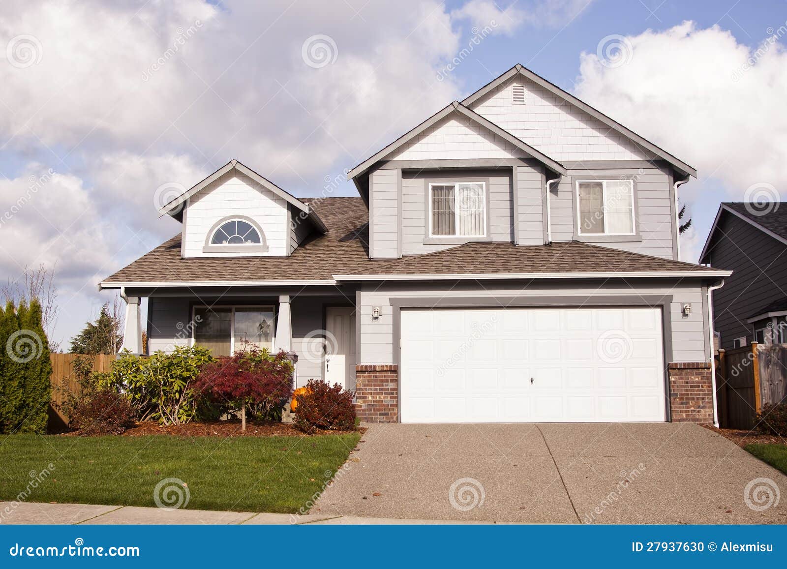 Family house stock photo. Image of living, luxury, american - 27937630