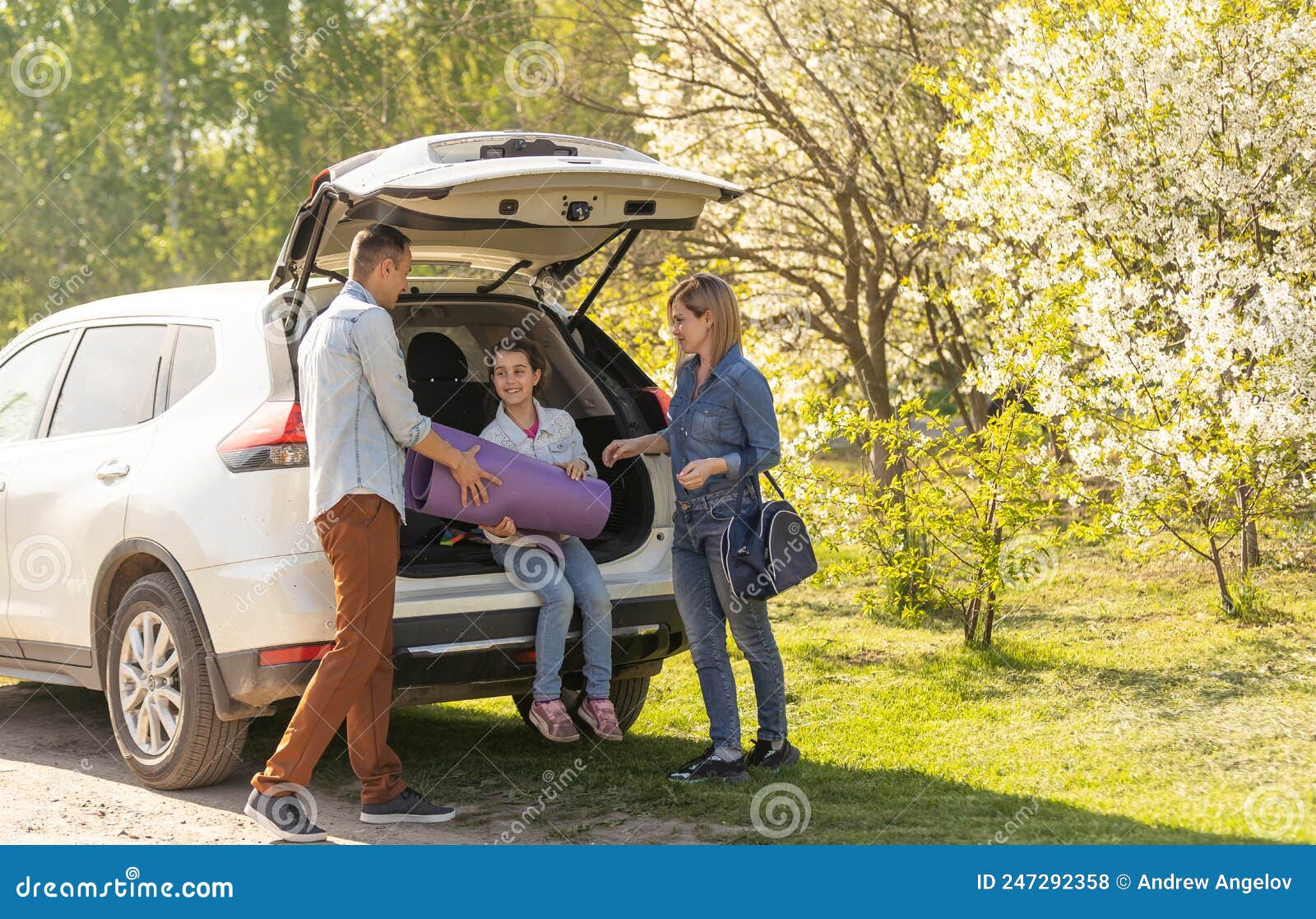 Family with Kids Sitting in Car Trunk Stock Photo - Image of nature ...