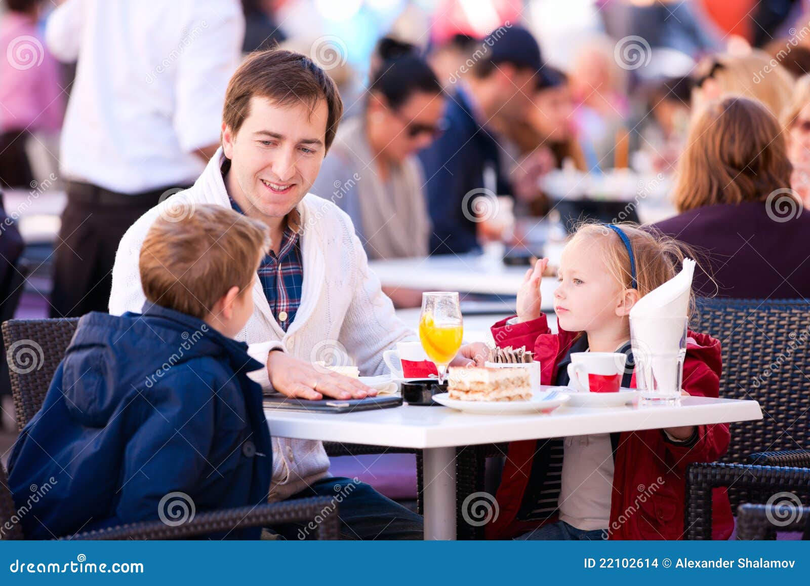 Family at outdoor cafe stock photo. Image of lifestyle - 22102614