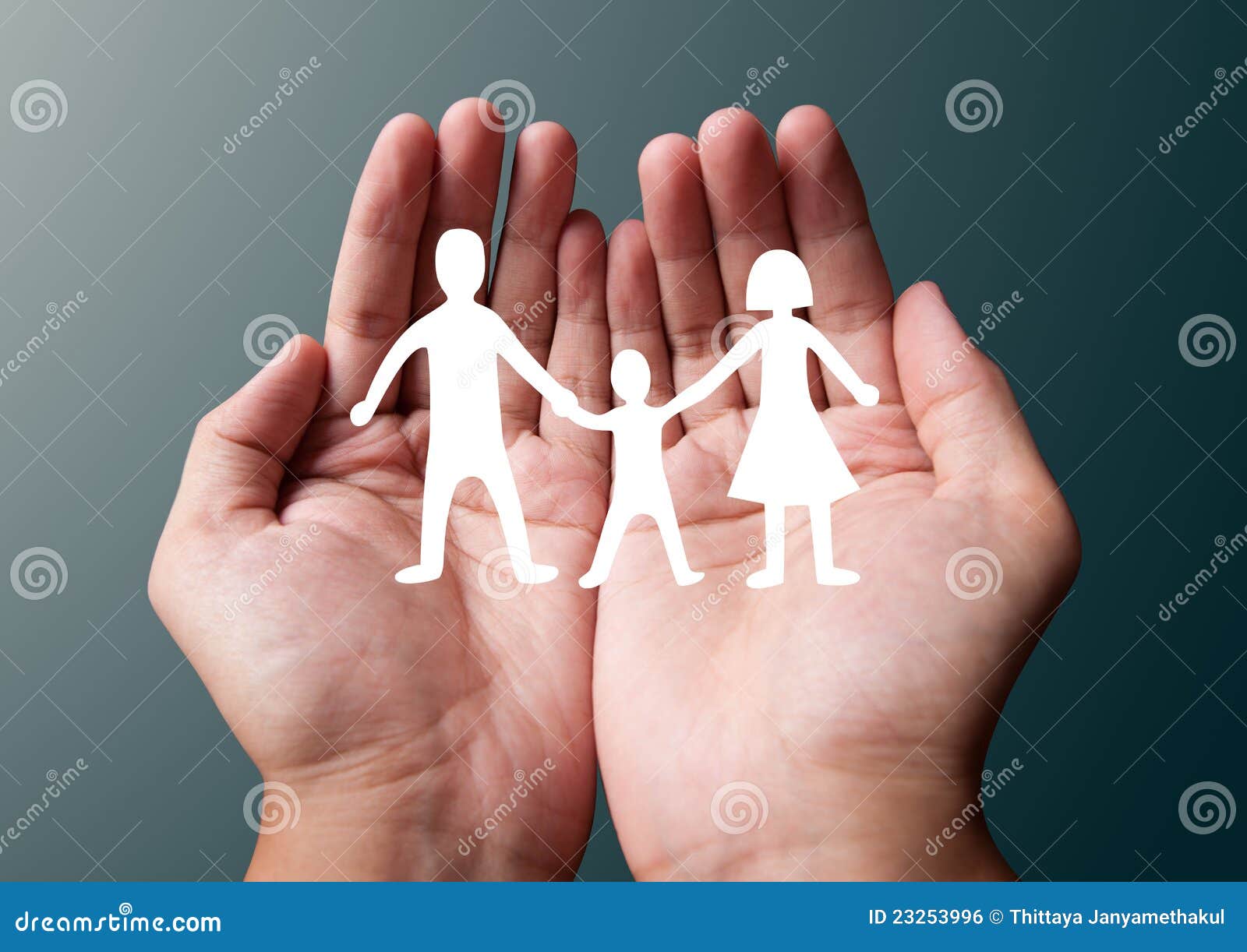 Family Paper Picture. Image: 23253996