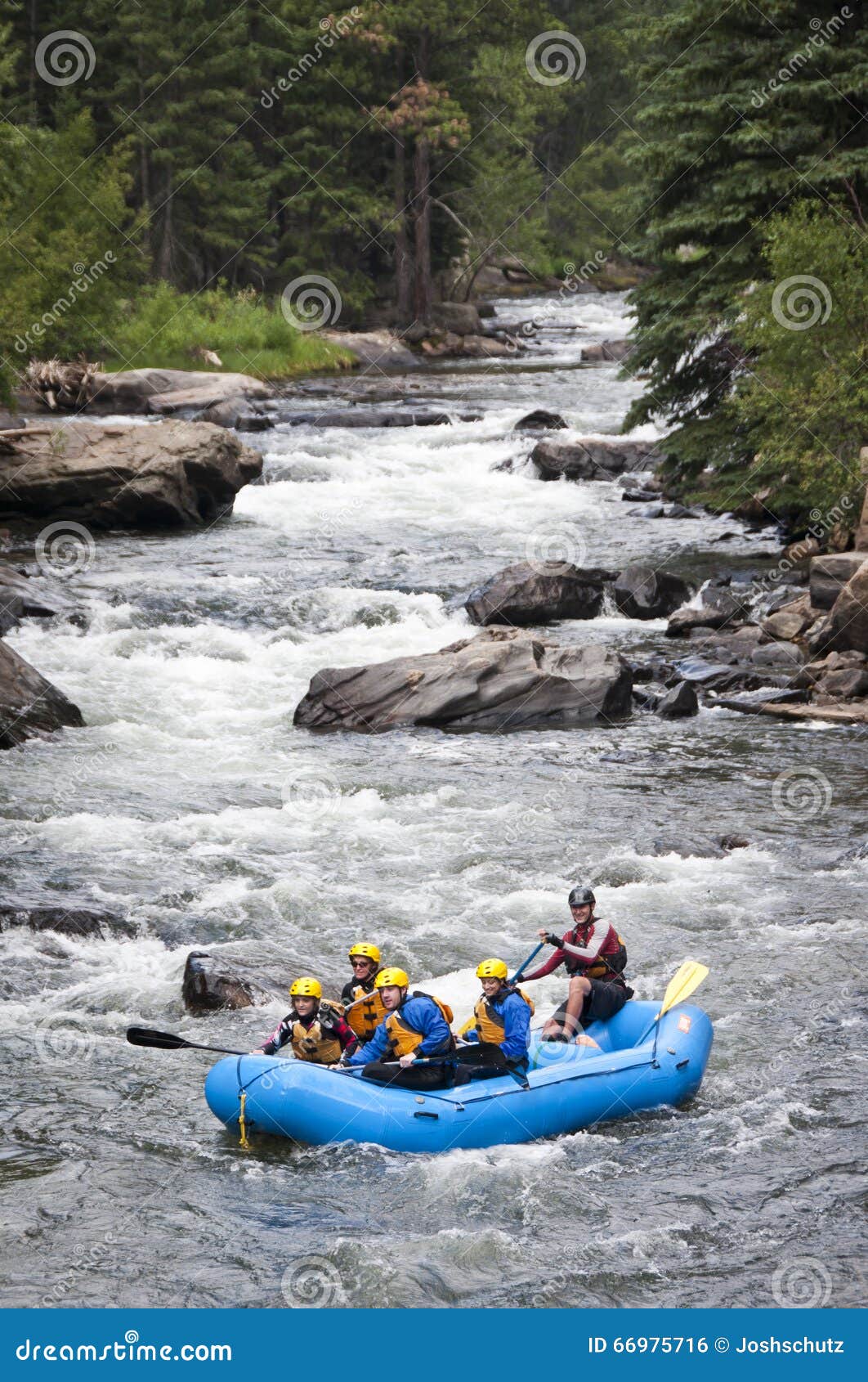 Family Rafting editorial photo. Image of scenery, extreme - 66975716