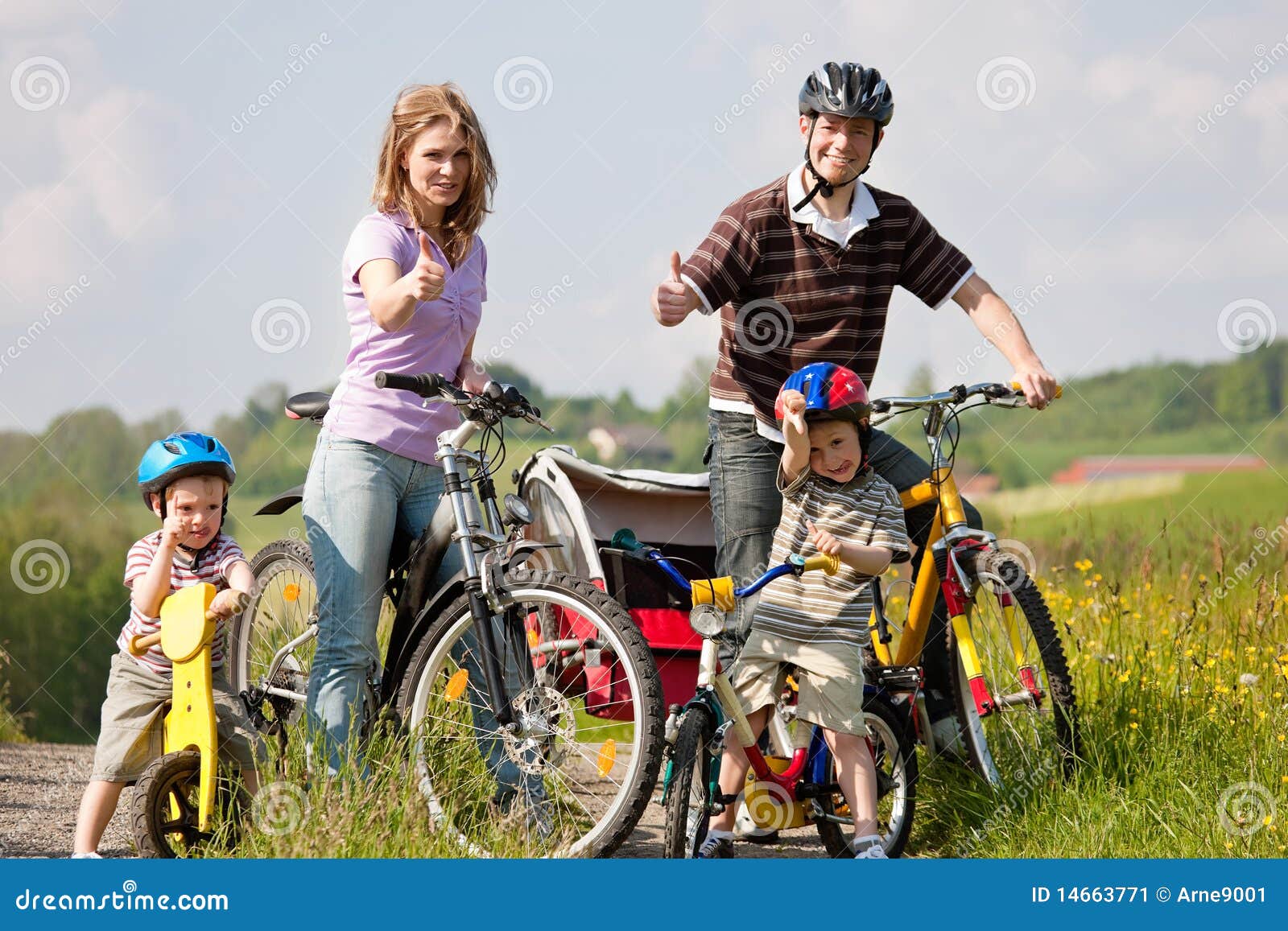 Family Riding Bicycles in Summer Stock Image - Image of leisure, little ...