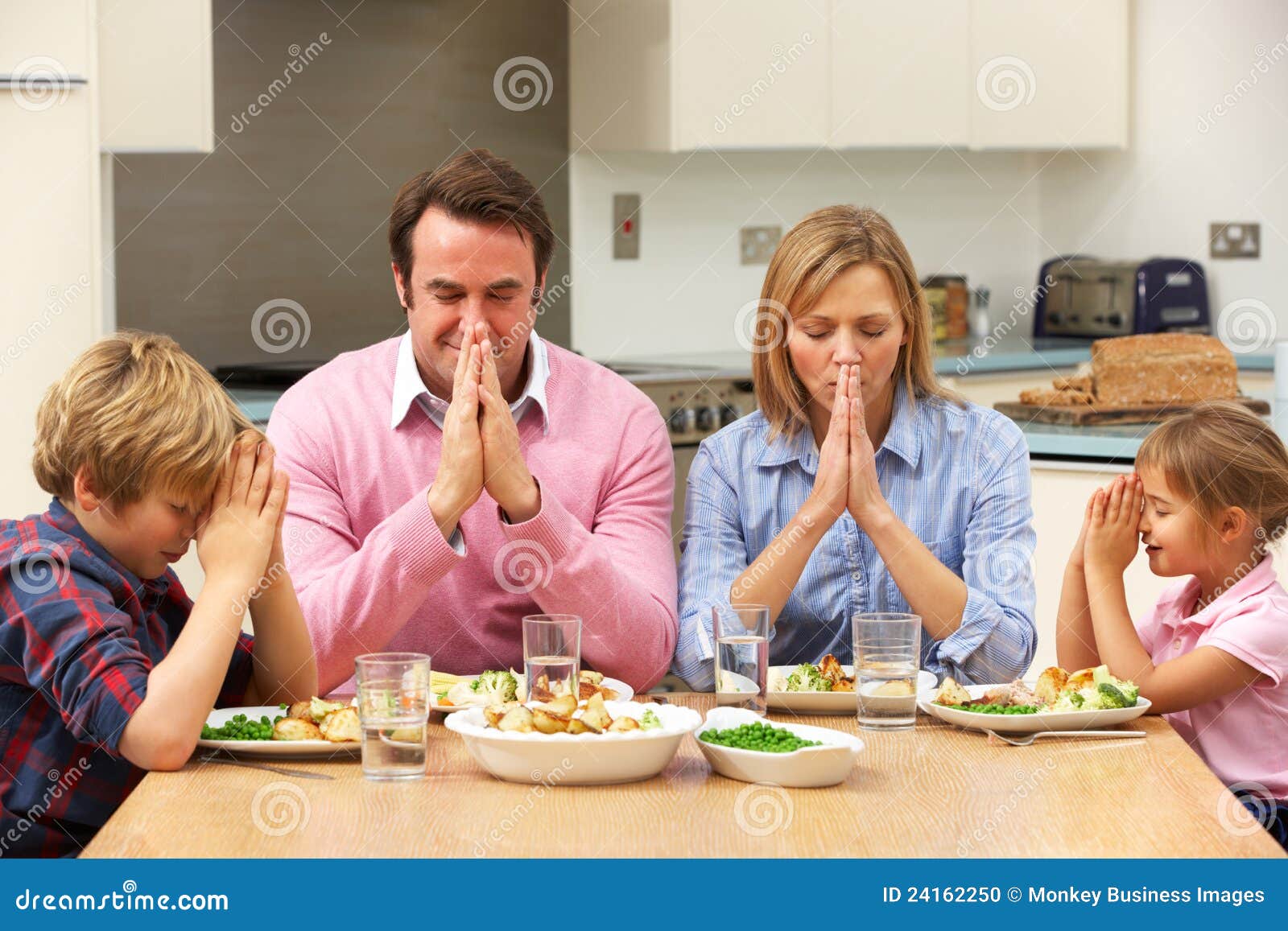 Family Saying Grace before Meal Stock Photo - Image of meal, grace ...