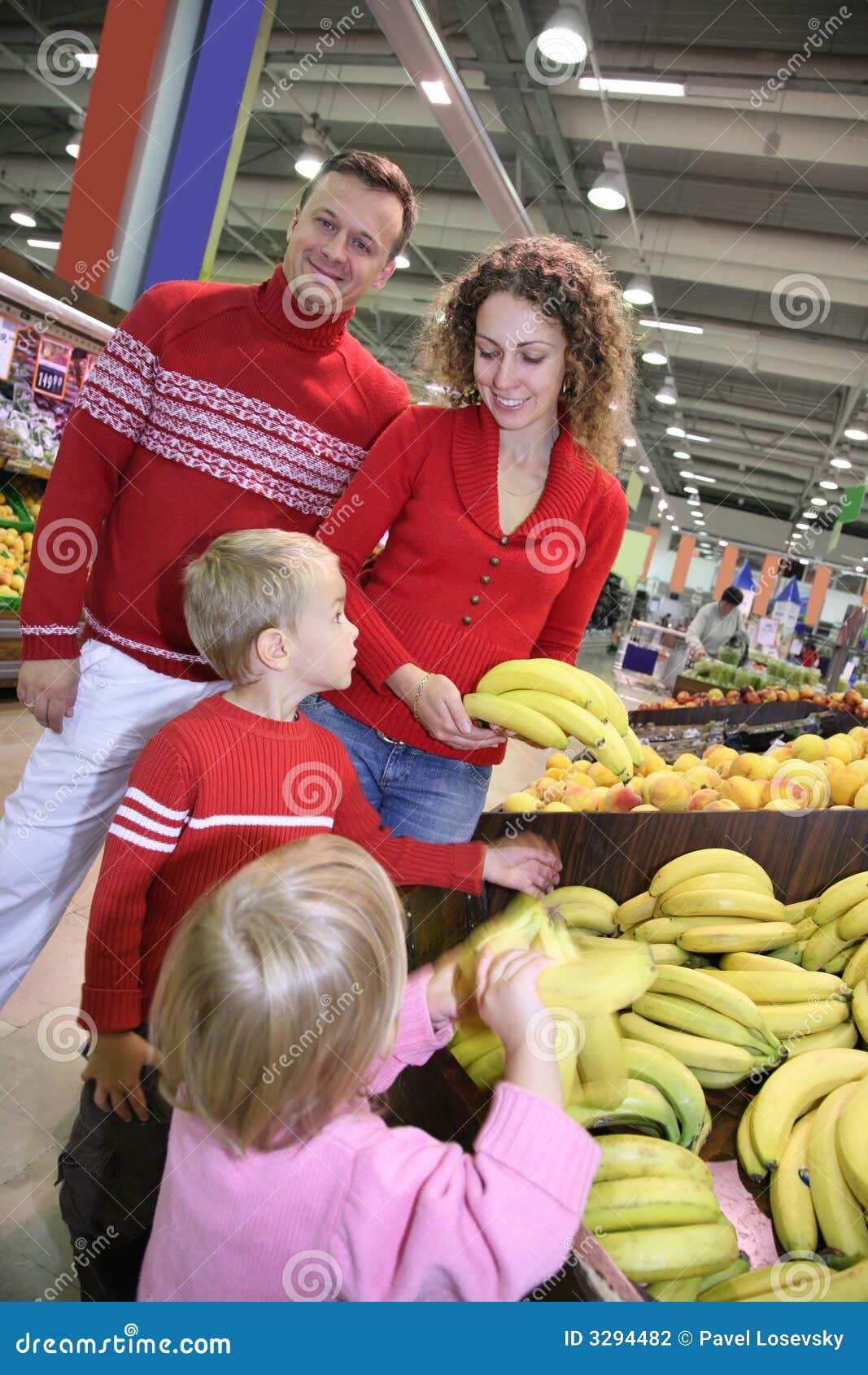 Family in shop stock photo. Image of family, food, commercial - 3294482
