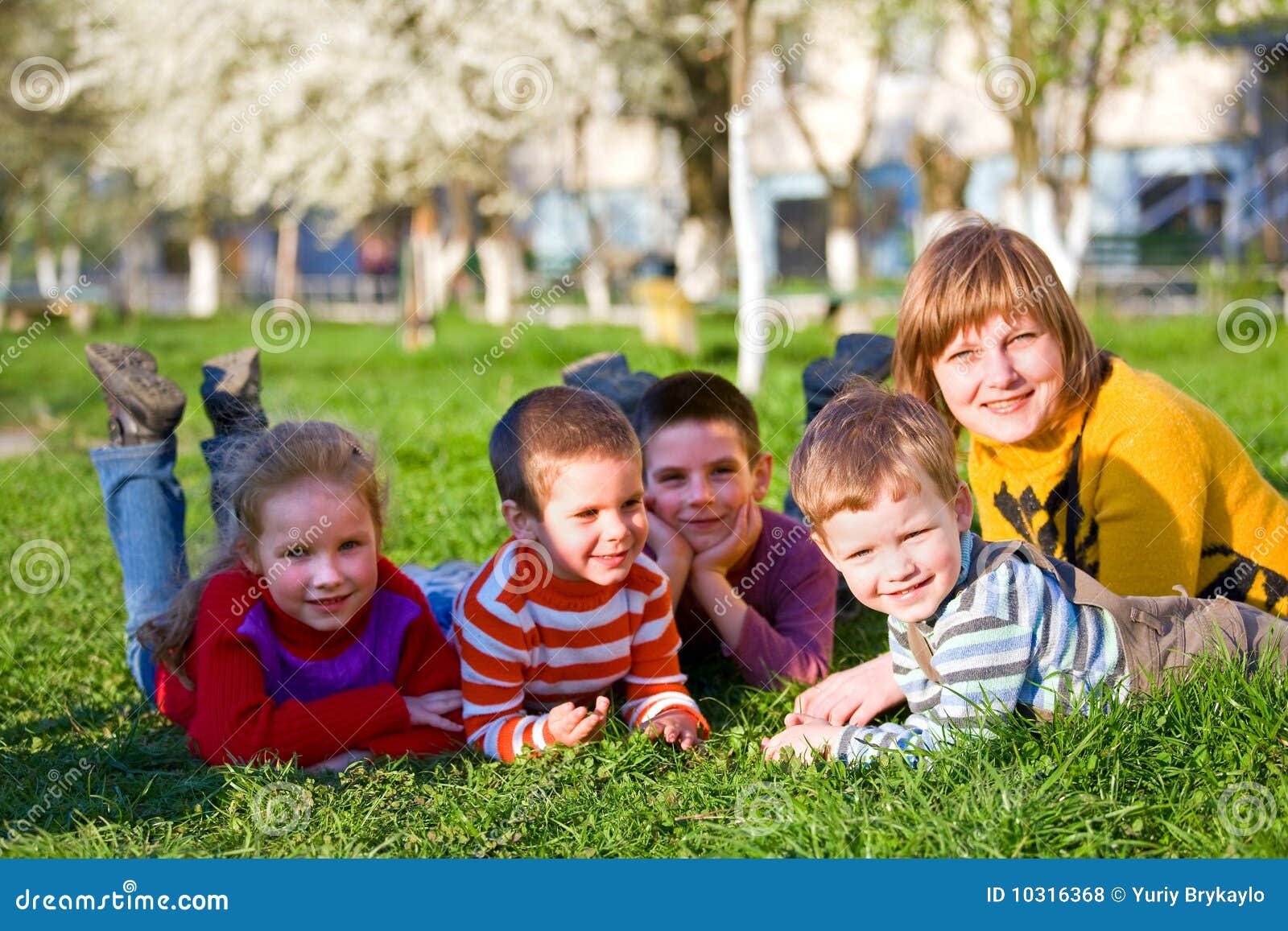 Family in spring park stock photo. Image of play, outdoors - 10316368
