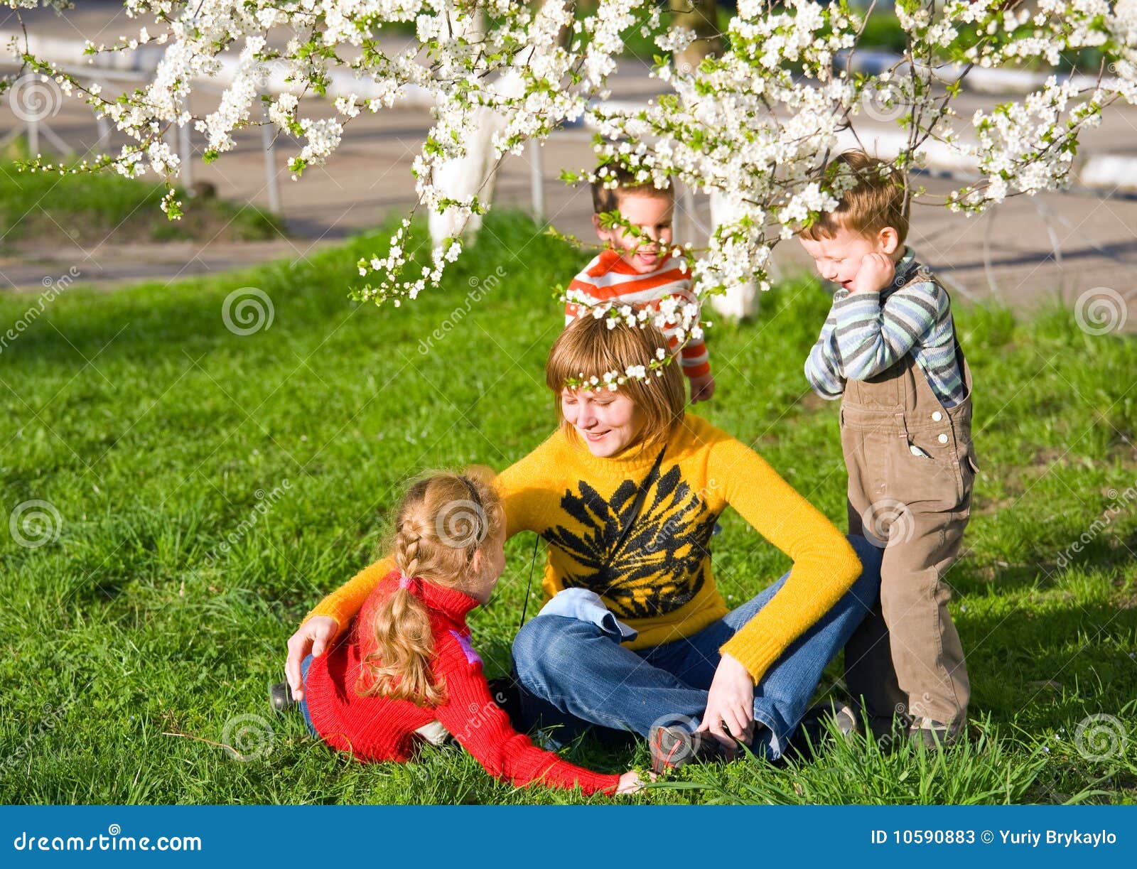 Family in spring park stock image. Image of play, amusement - 10590883