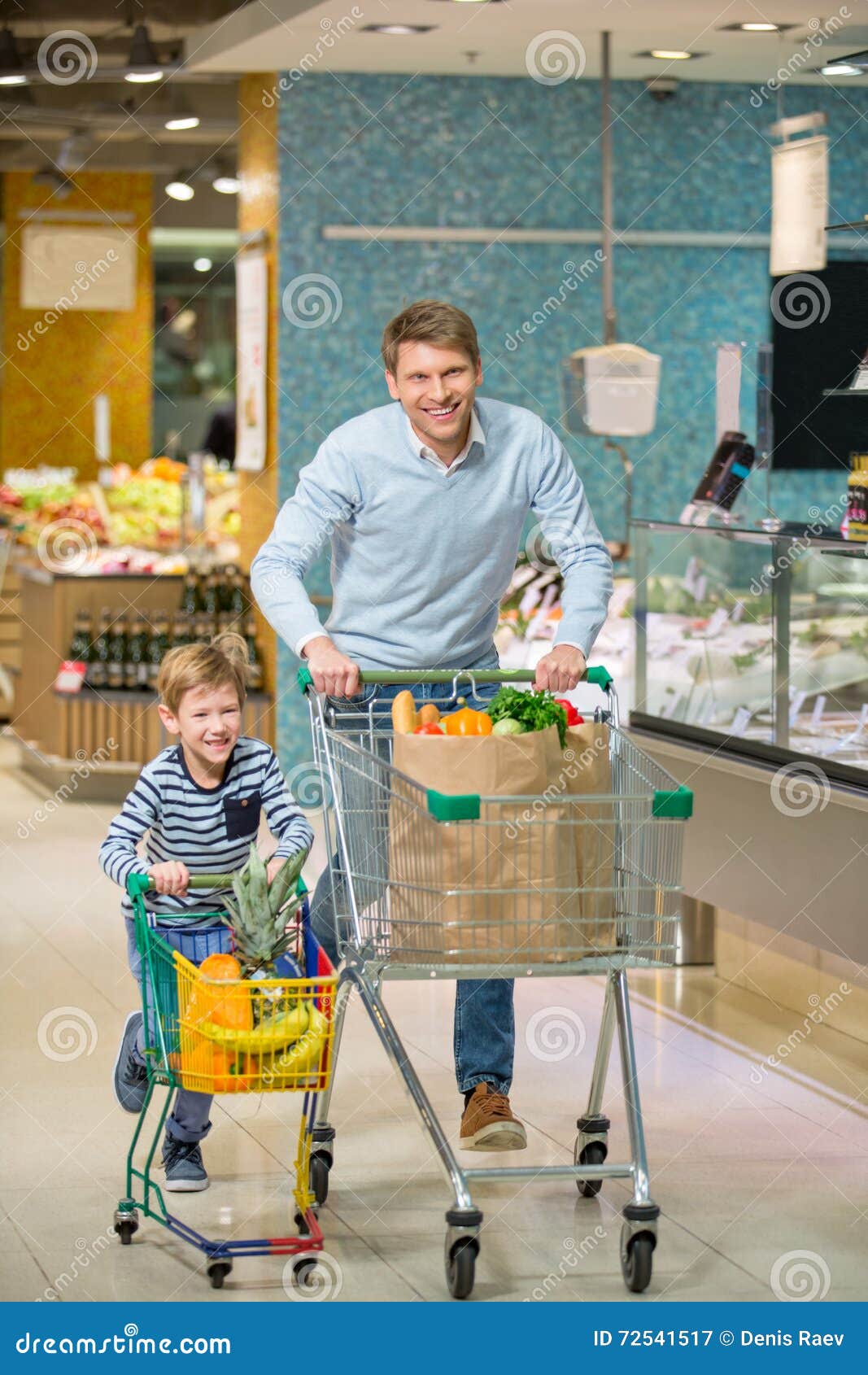 Family in a store stock image. Image of happiness, shop - 72541517