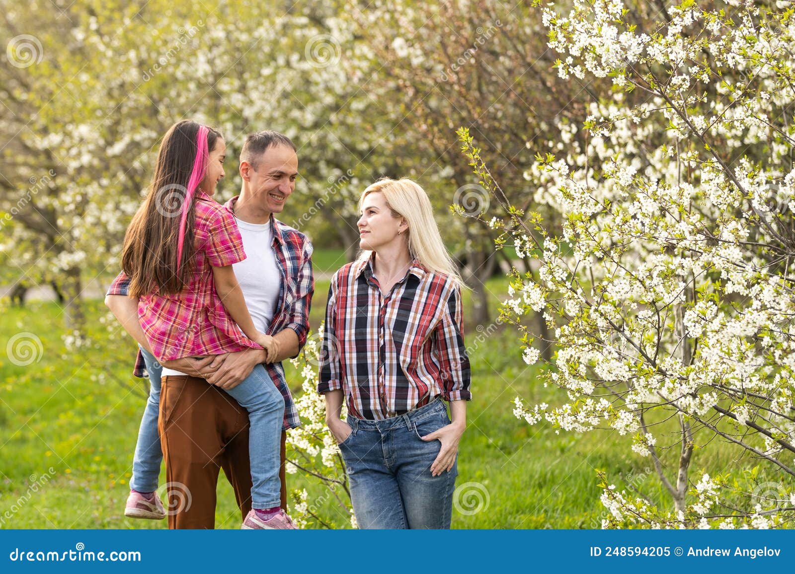 Family Walk the Cherry Trees Stock Image - Image of spring, love: 248594205
