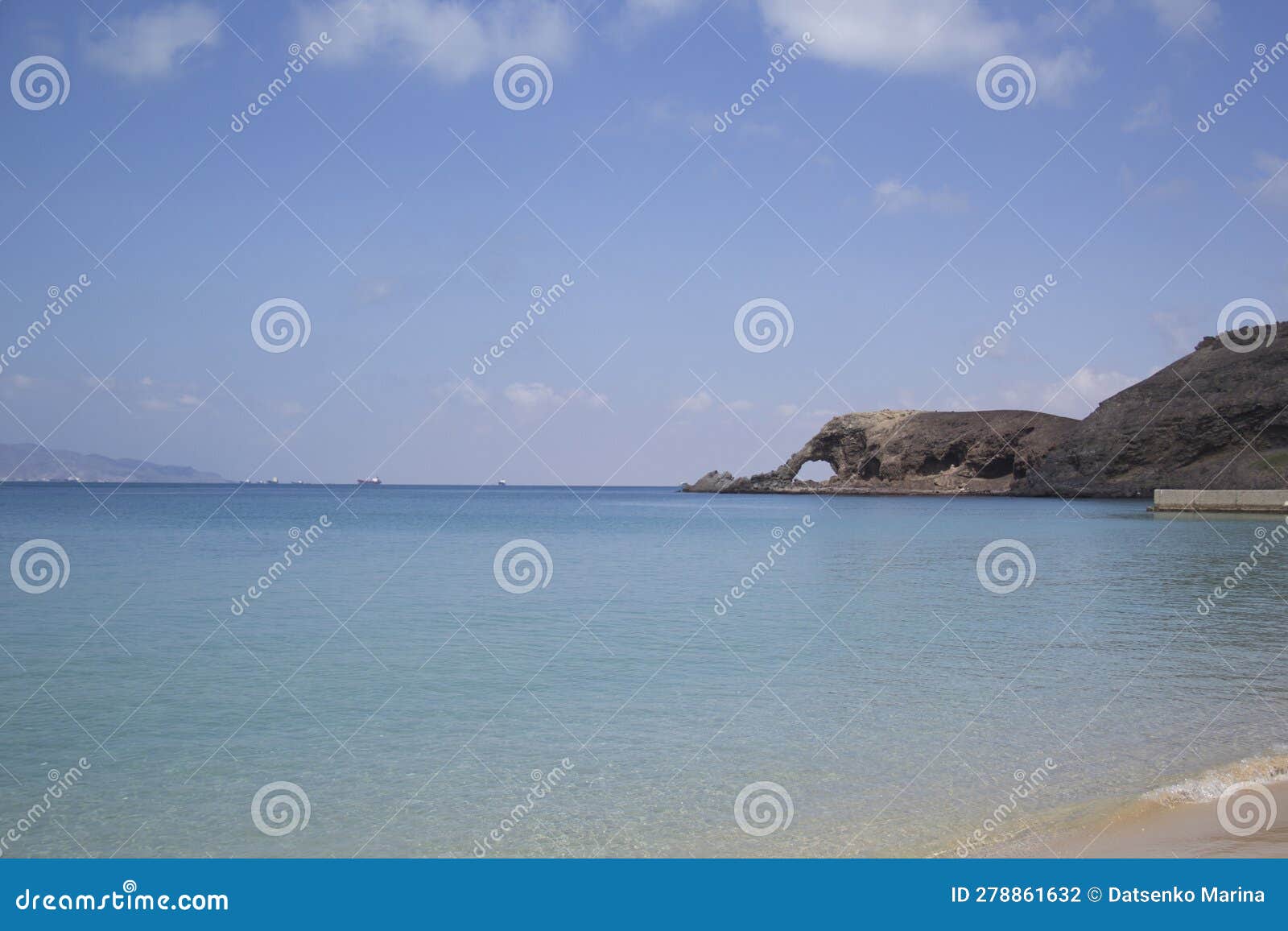 The Famous Beach Elephant in Aden Stock Photo - Image of cove, elephant ...