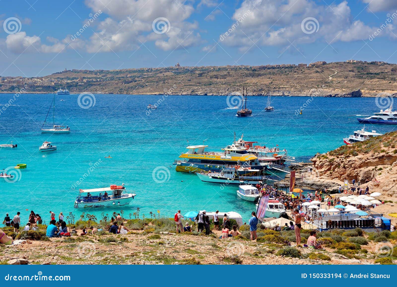 Blue Lagoon at Comino Island, Malta. Editorial Stock Image - Image of ...