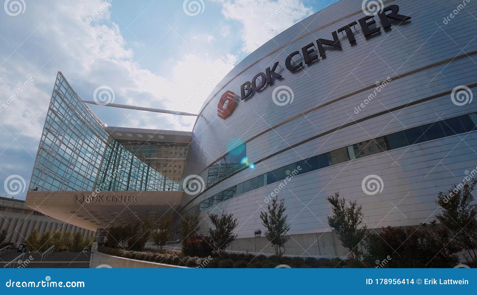 Famous Bok Center in Tulsa - TULSA-OKLAHOMA, OCTOBER 21, 2017 Editorial ...