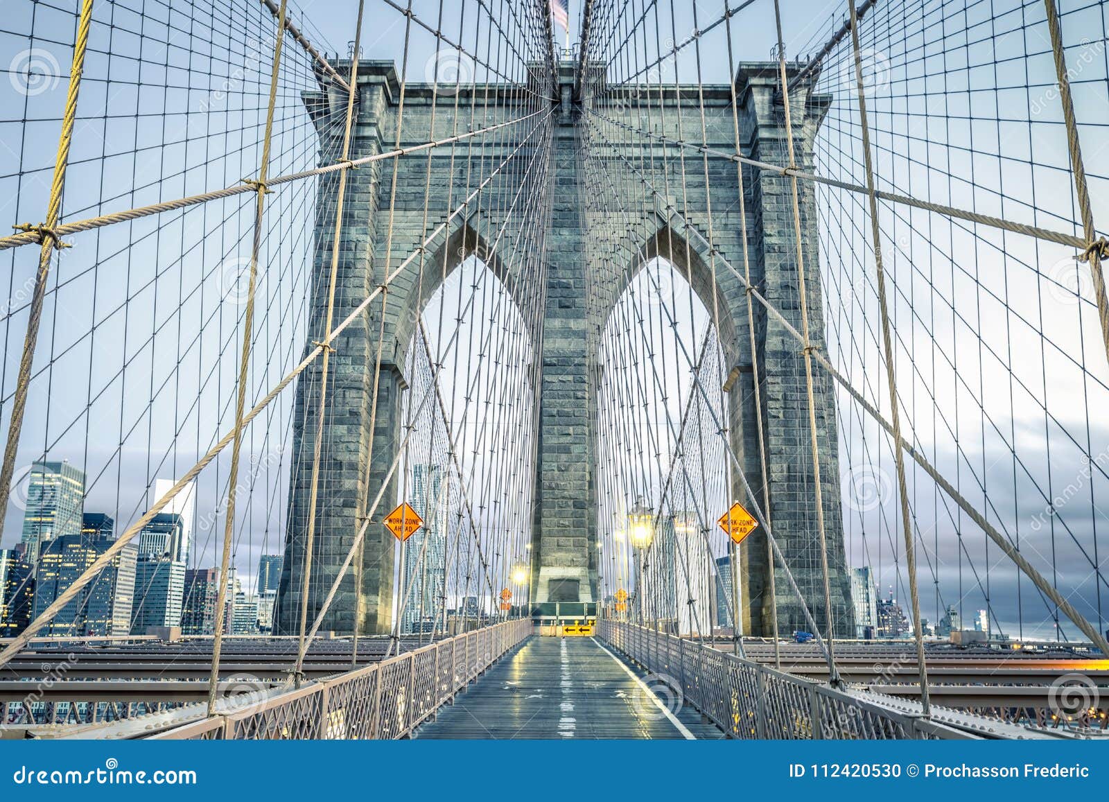 On the Famous Brooklyn Bridge Stock Photo - Image of architecture, blue ...