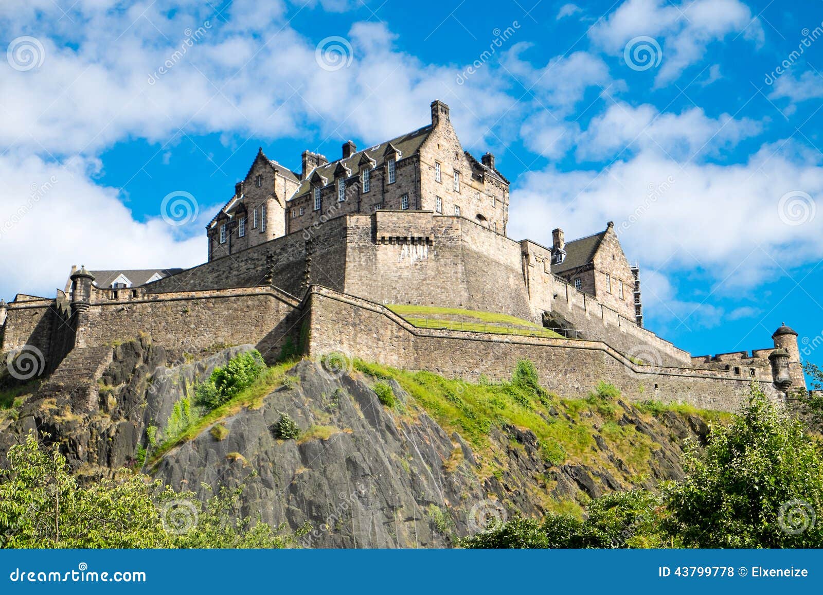 The Famous Edinburgh Castle Stock Photo - Image of europe, fortress ...