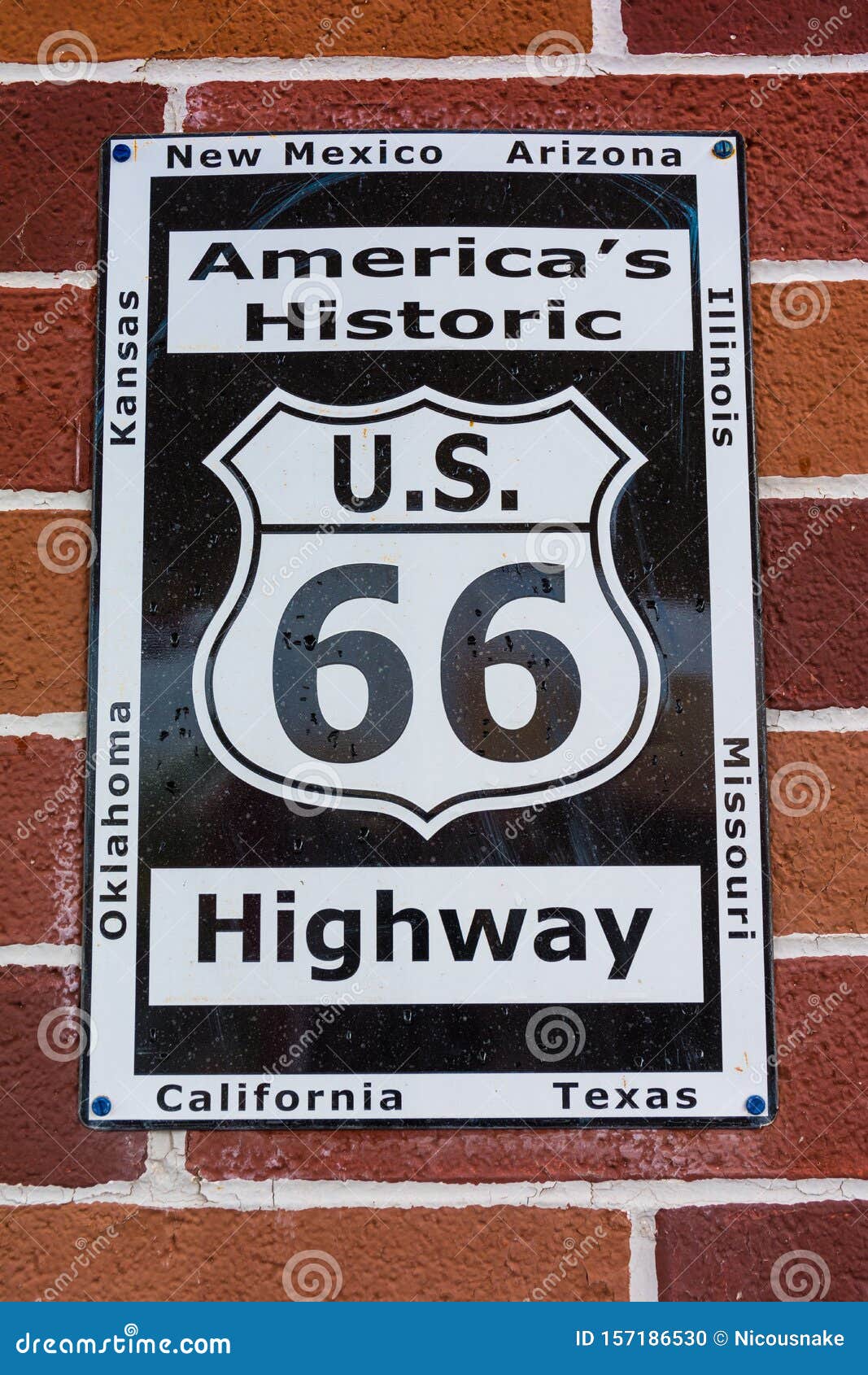 Famous Historic Route 66 Sign Stock Photo - Image of freedom, concept ...