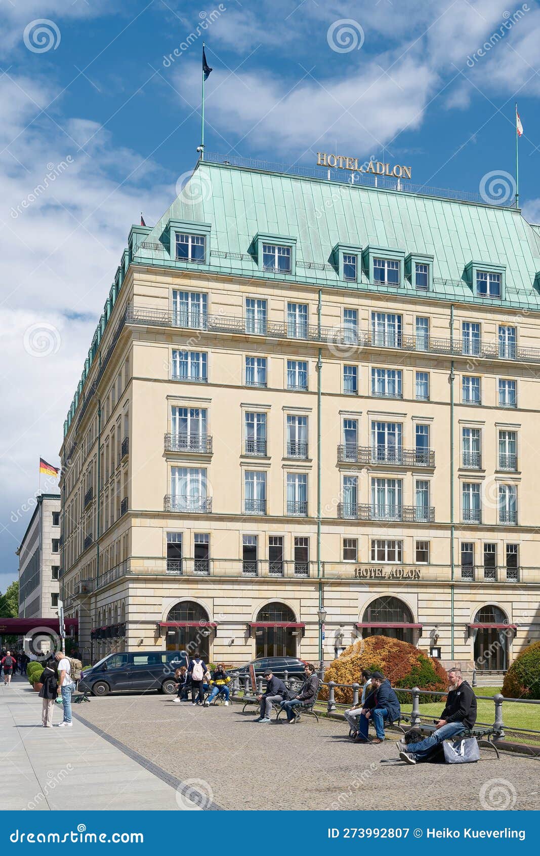 Hotel Adlon Kempinski In Unter Den Linden Street Editorial Photo ...