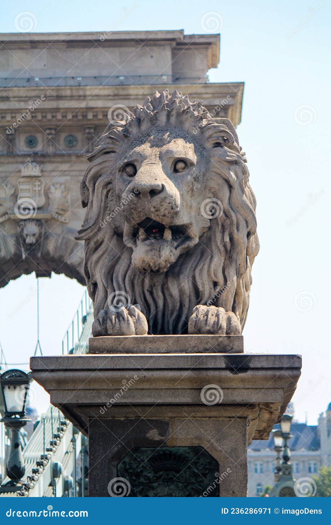 Famous Hungarian Chain Bridge between Buda and Pest Stock Image - Image ...