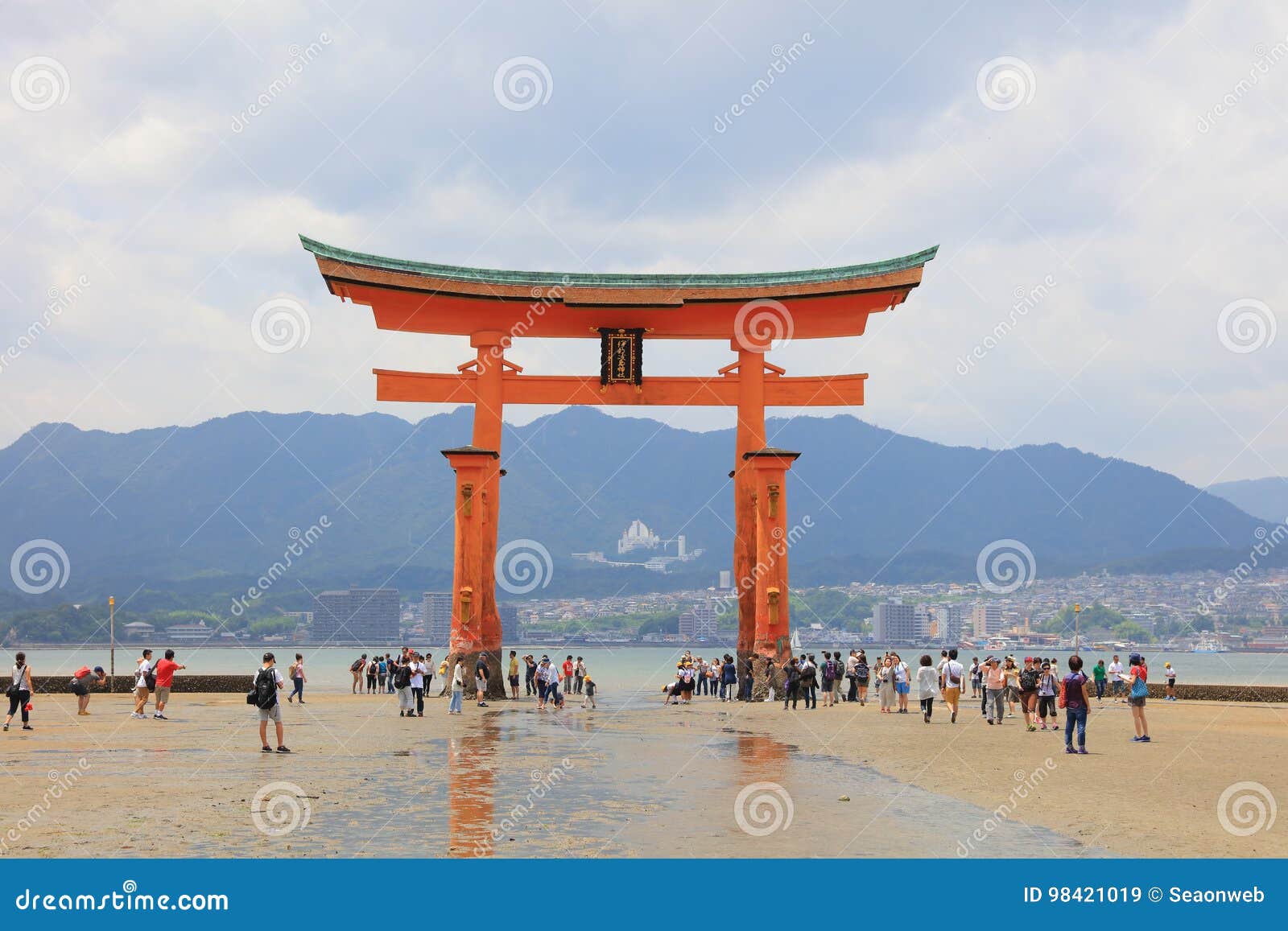 Famous for Its Giant Torii Gate Editorial Stock Image - Image of ...