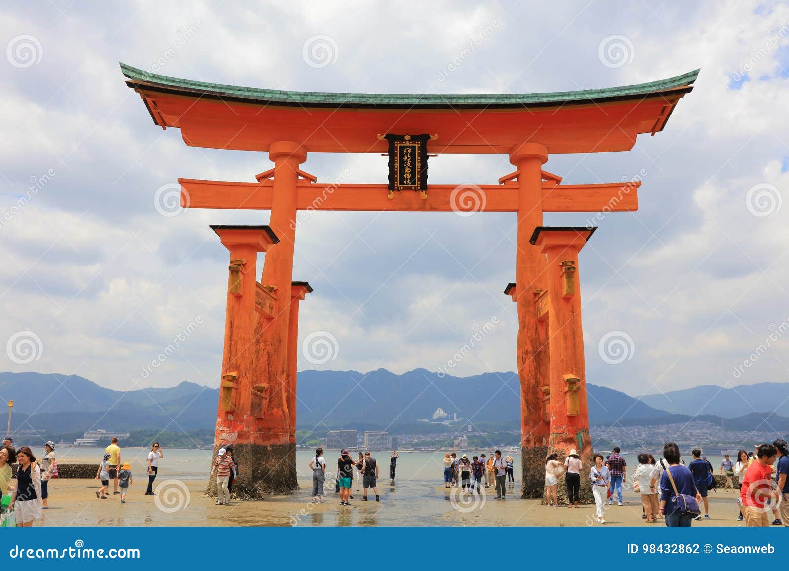 Famous for Its Giant Torii Gate Editorial Photography - Image of ...