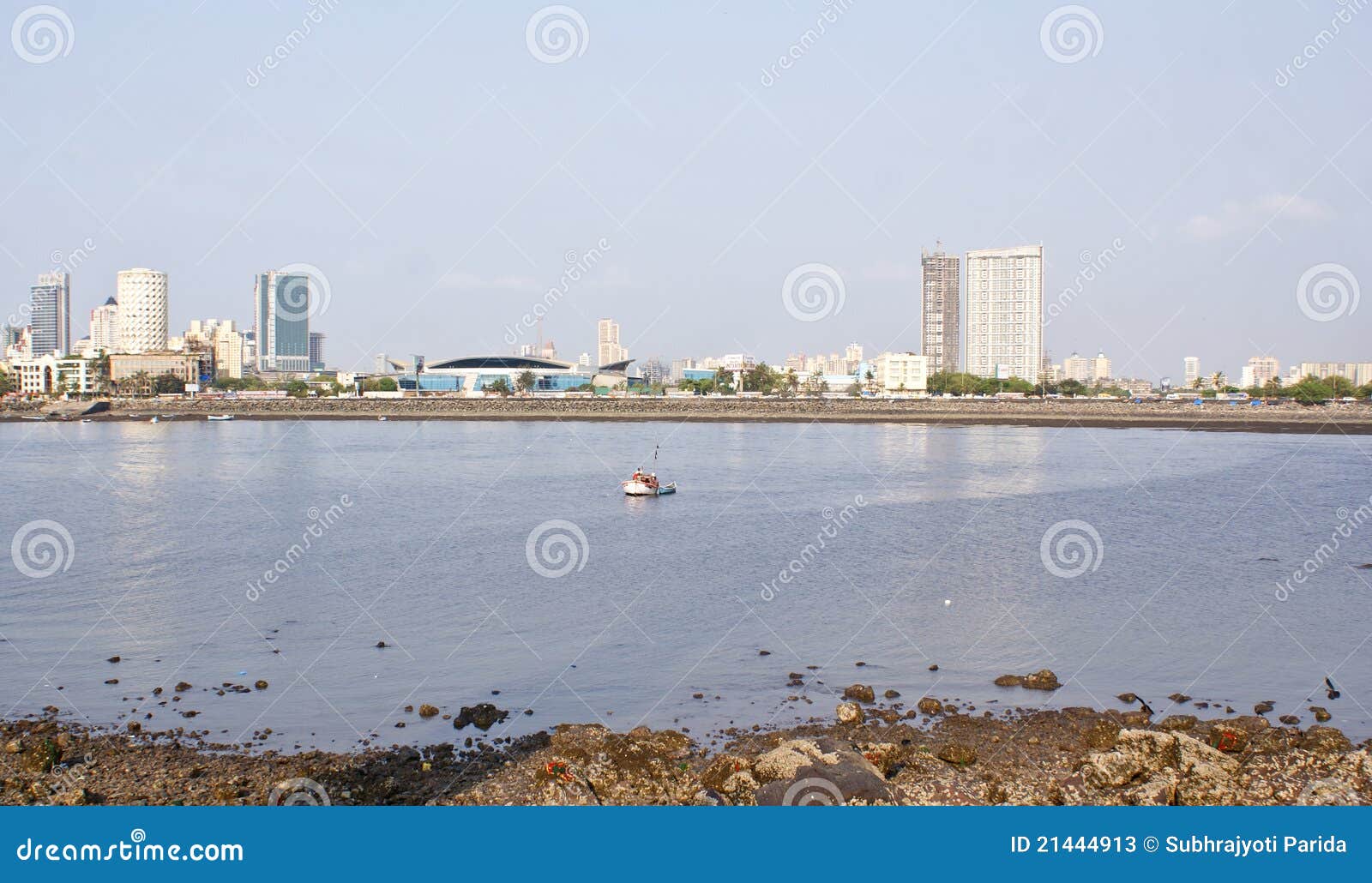 The Famous Marine Drive of Mumbai,India. Editorial Stock Photo - Image ...