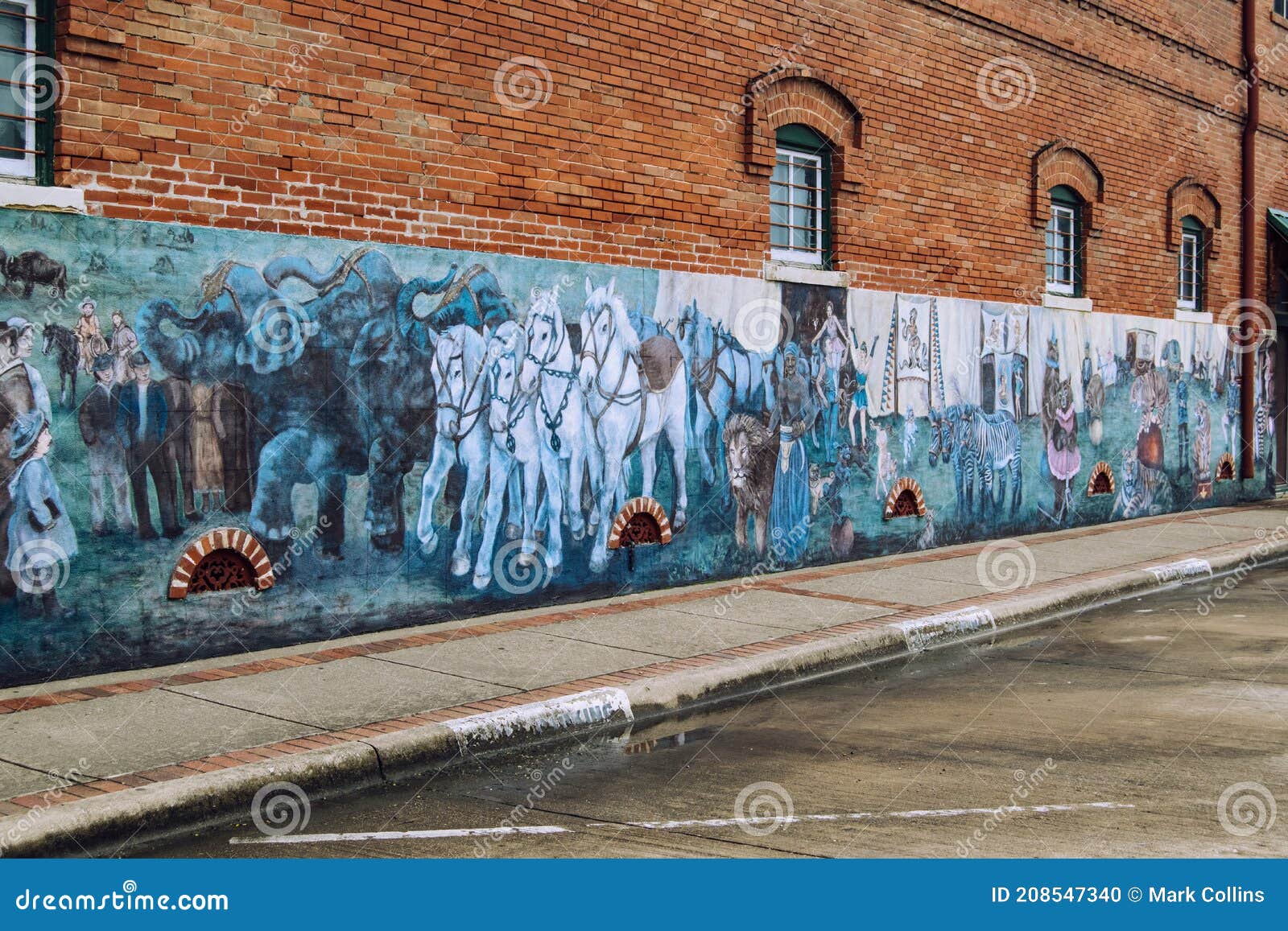 Famous Murals of Terrell, Texas Editorial Image - Image of shot ...