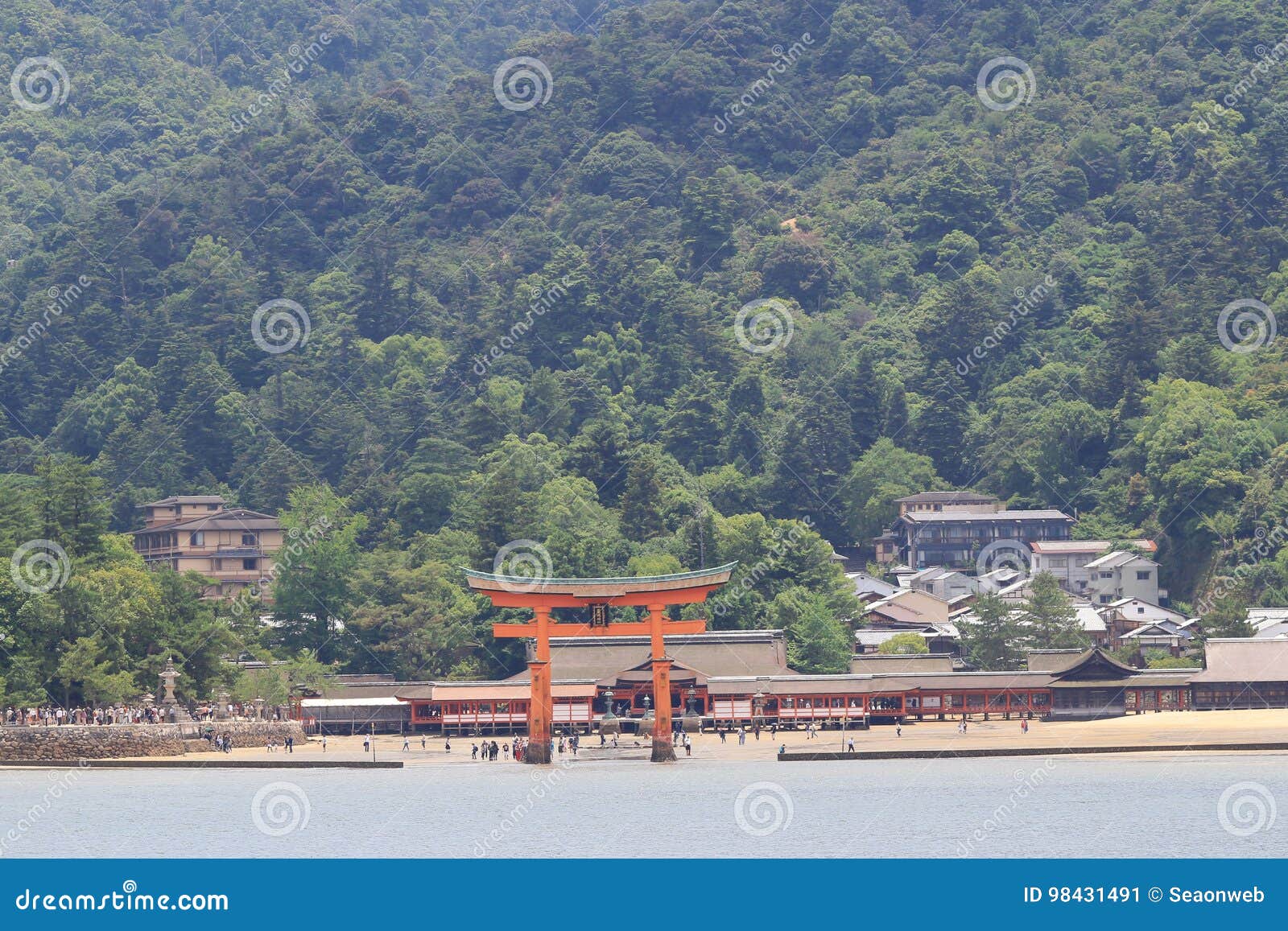 The Famous Orange Floating Shinto Gate Editorial Photo - Image of ...