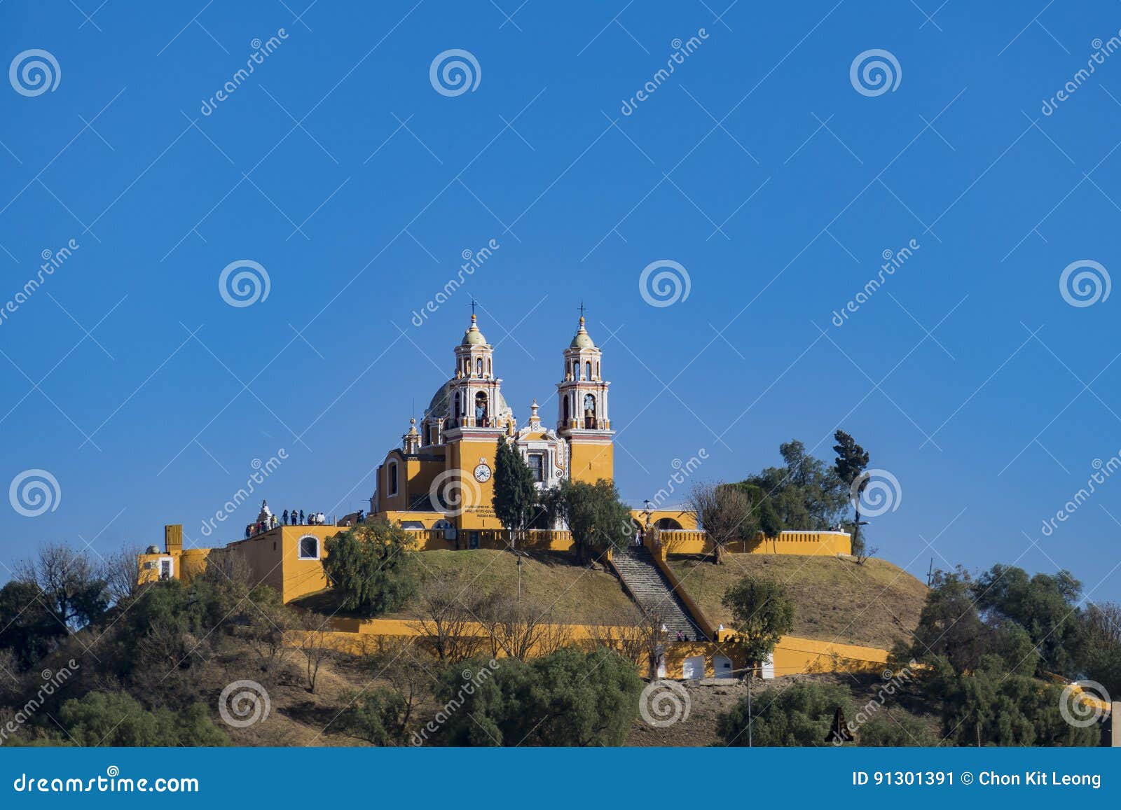Famous Pyramid Dominating Chichen Itza`s Ancient Mayan Ruins In Mexico ...